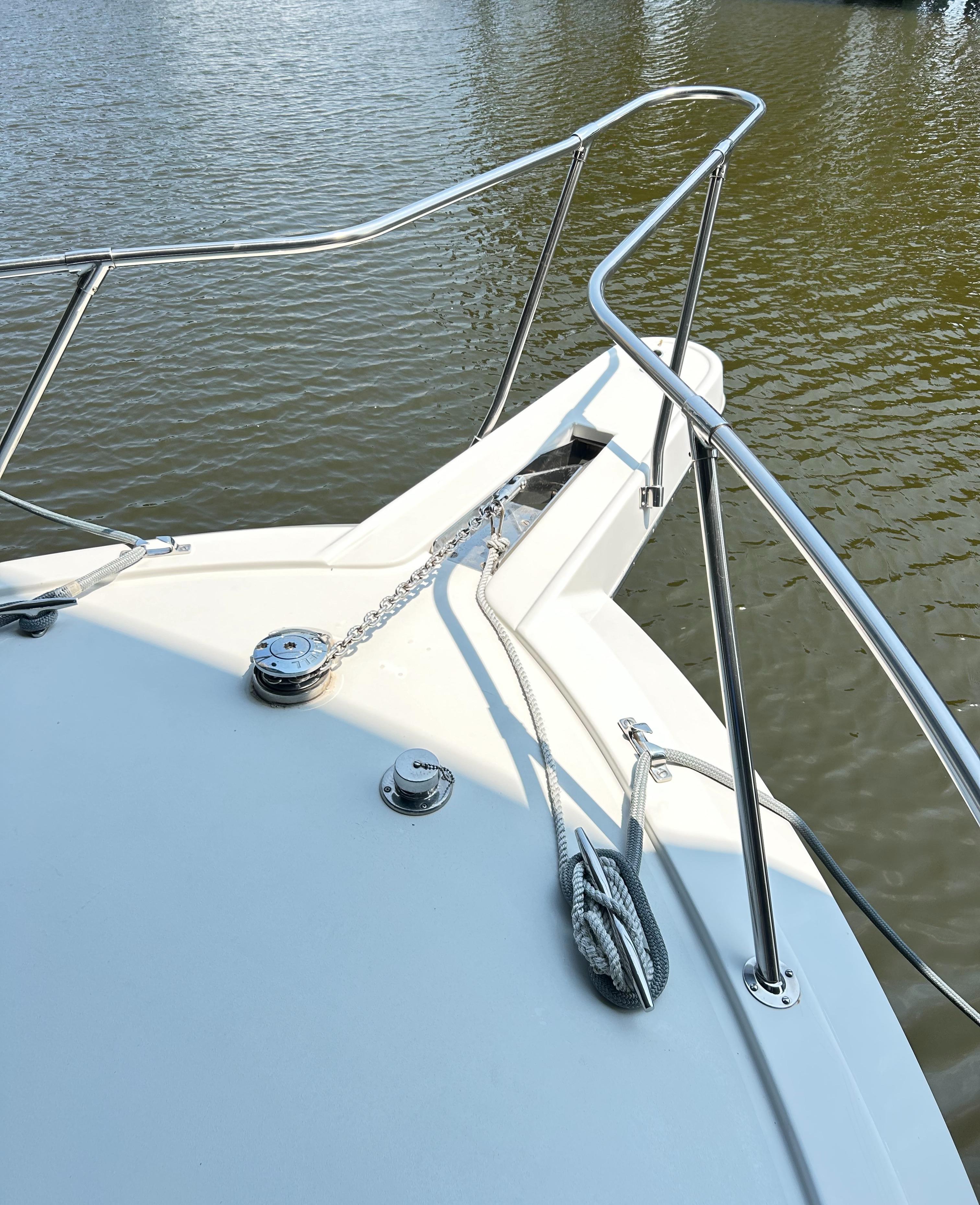 1996 Hatteras 39 Sport Express Motor Yachts for sale - YachtWorld