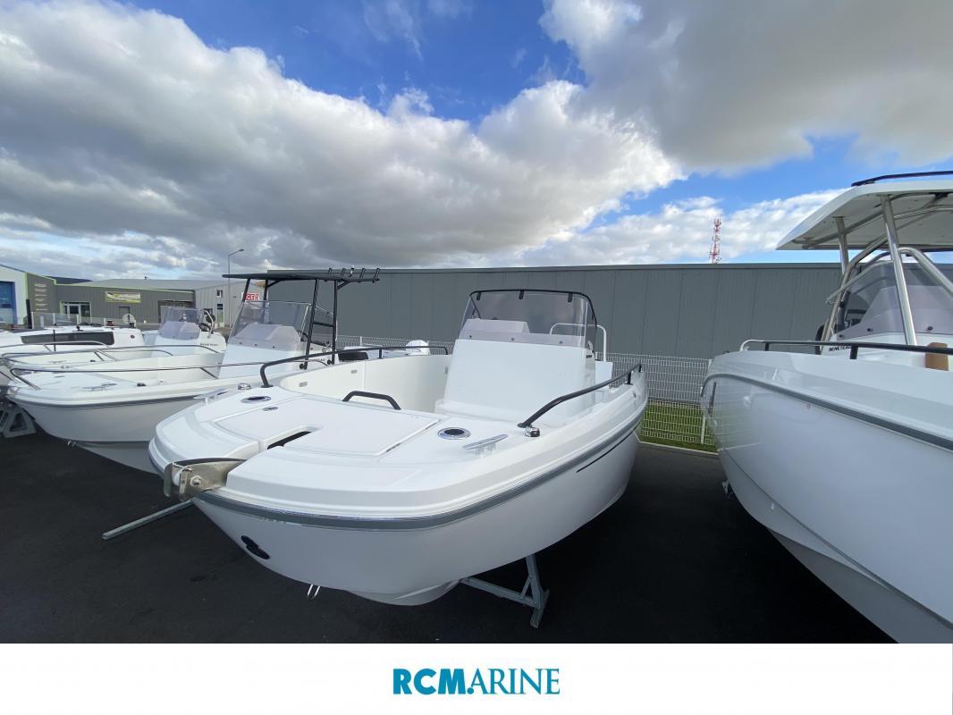 Beneteau FLYER 8 SPACEDECK V2 Nuevo en Morbihan ( 56 ) - Cosas de Barcos