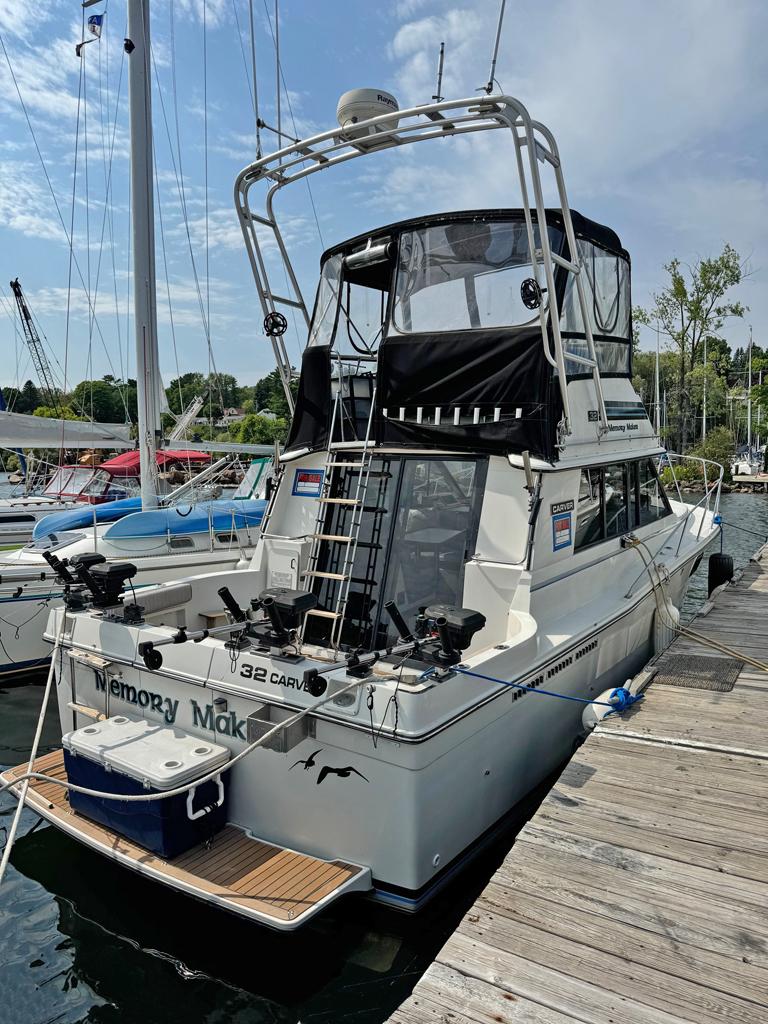 1988 Carver 3227 Convertible Flybridge for sale - YachtWorld