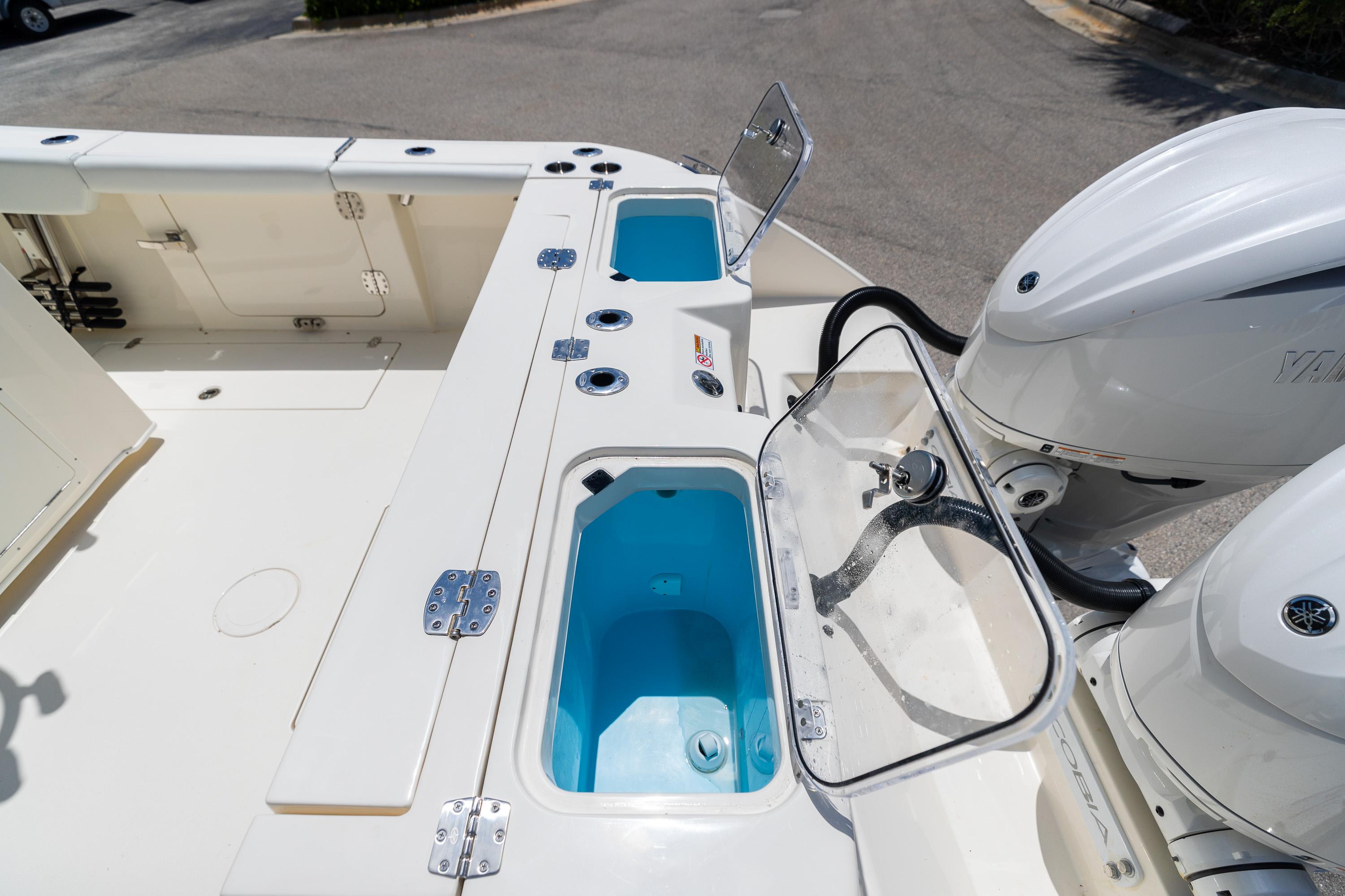 2024 Cobia 320 CC Center Console for sale - YachtWorld