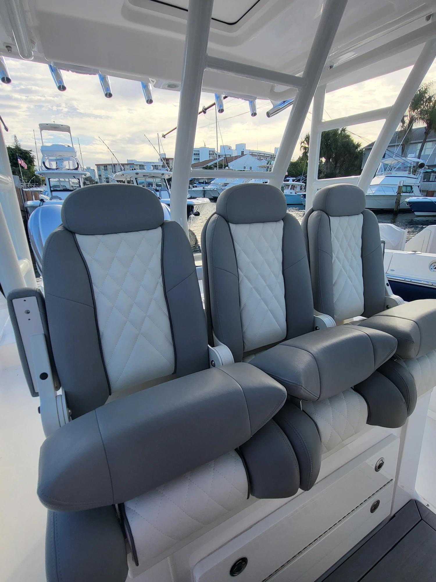 2024 Everglades 365 CC Center Console for sale - YachtWorld