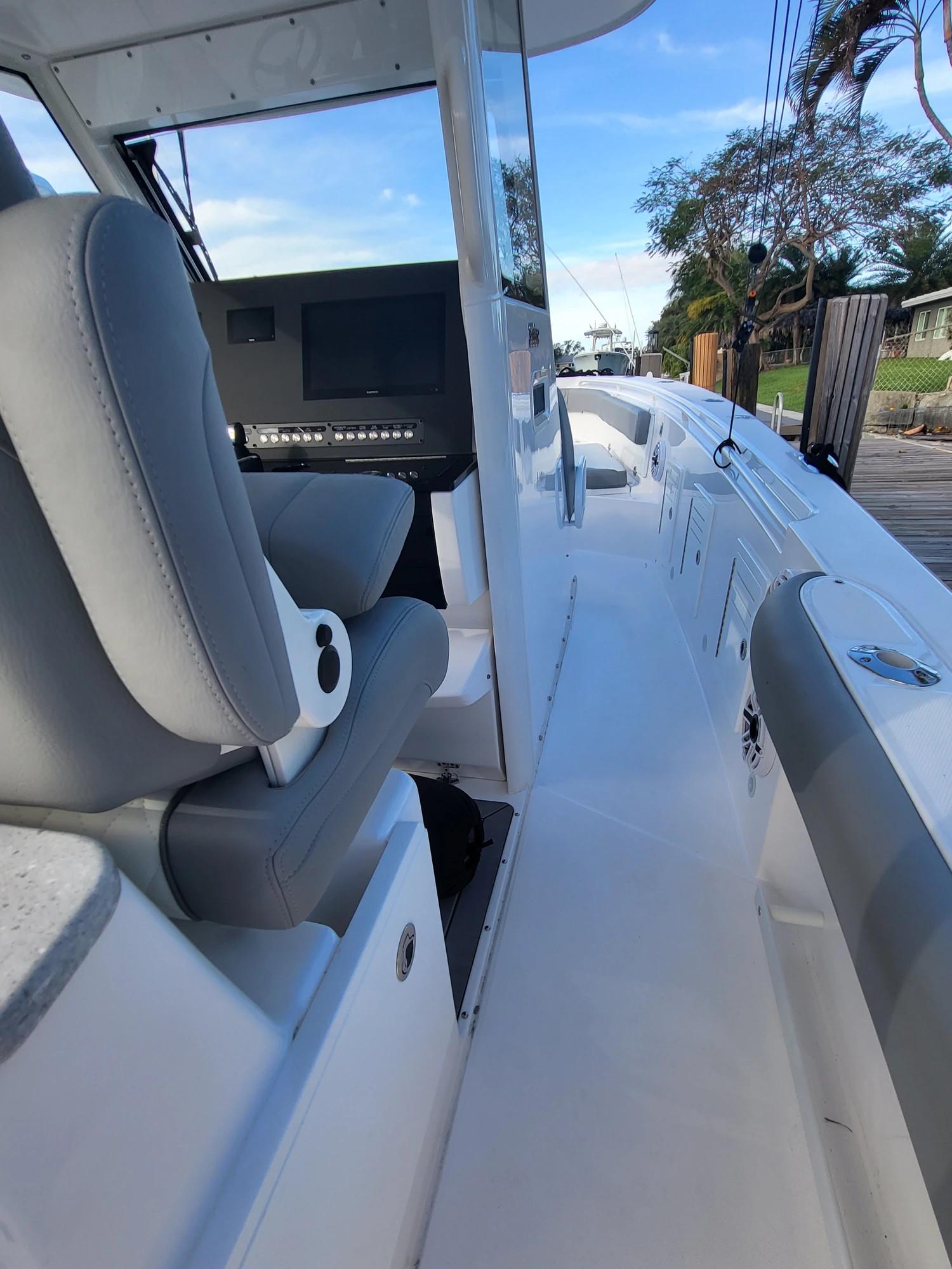 2024 Everglades 365 CC Center Console for sale - YachtWorld