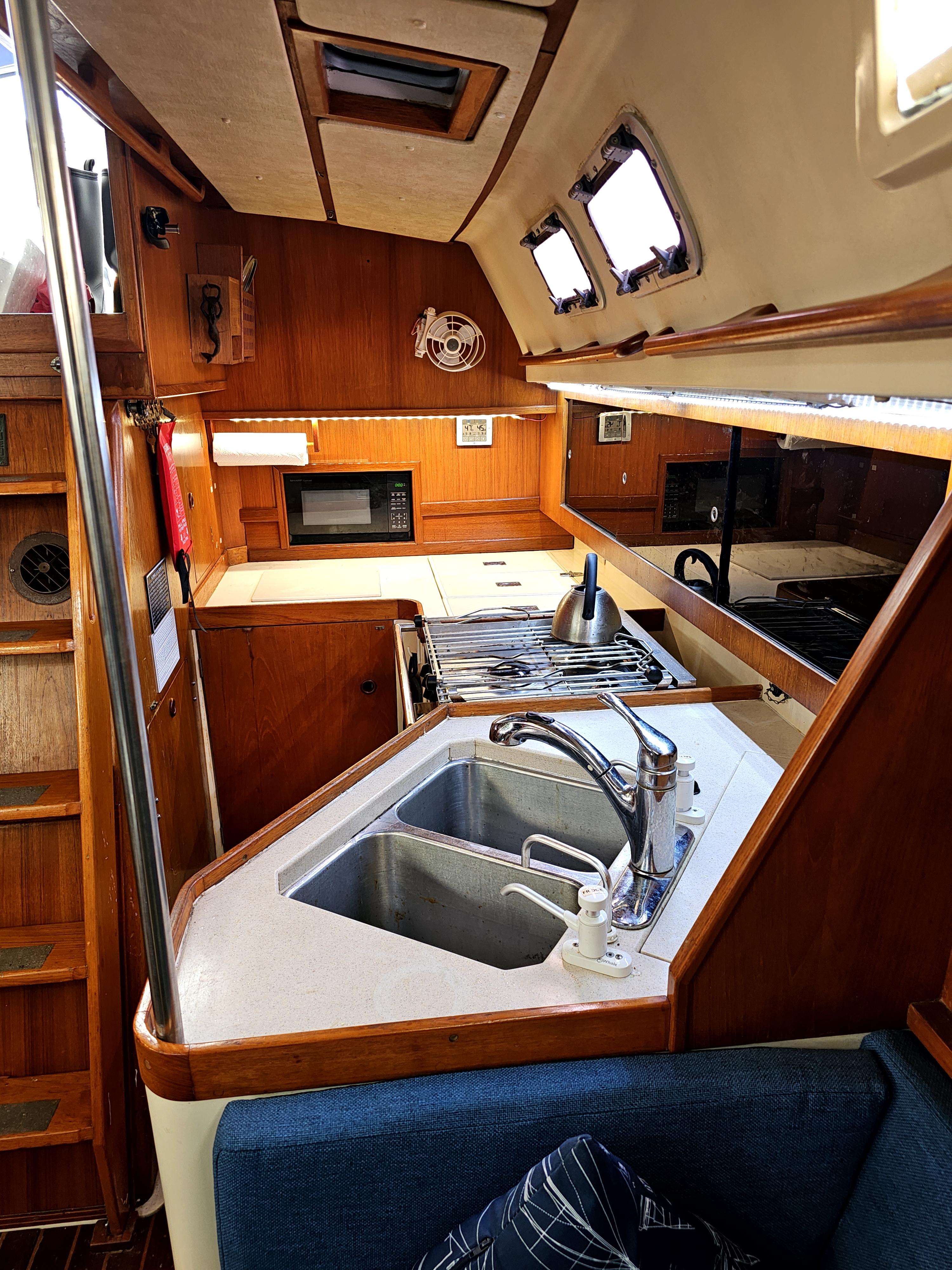 1987 CS 40 Racer/Cruiser for sale - YachtWorld