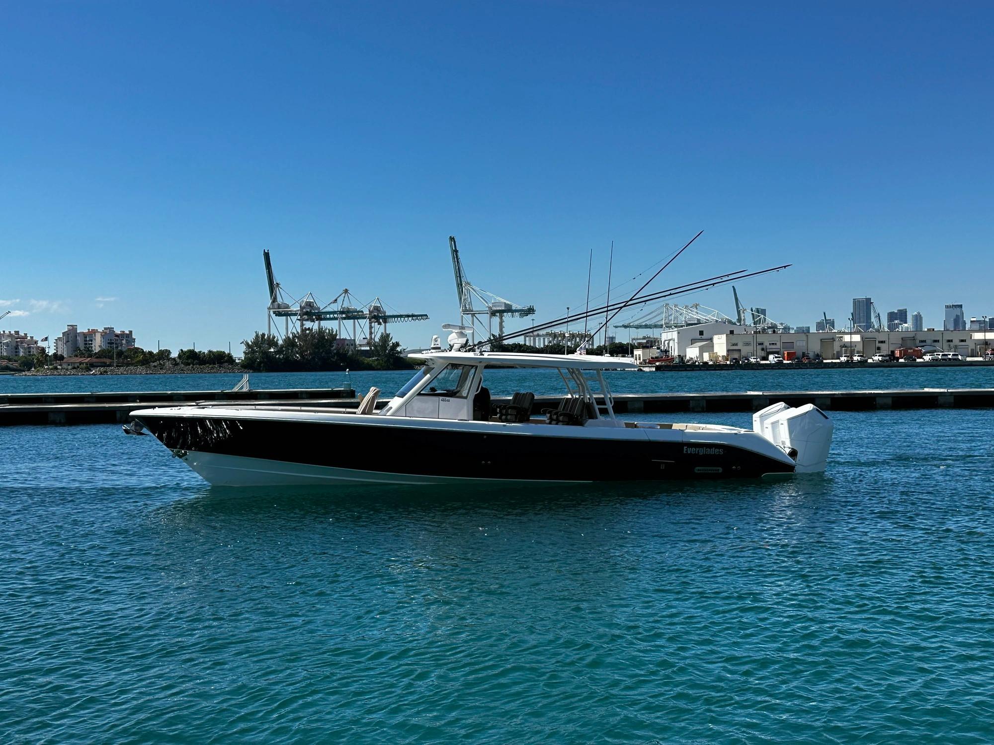 2023 Everglades 455 CC Centre Console for sale - YachtWorld