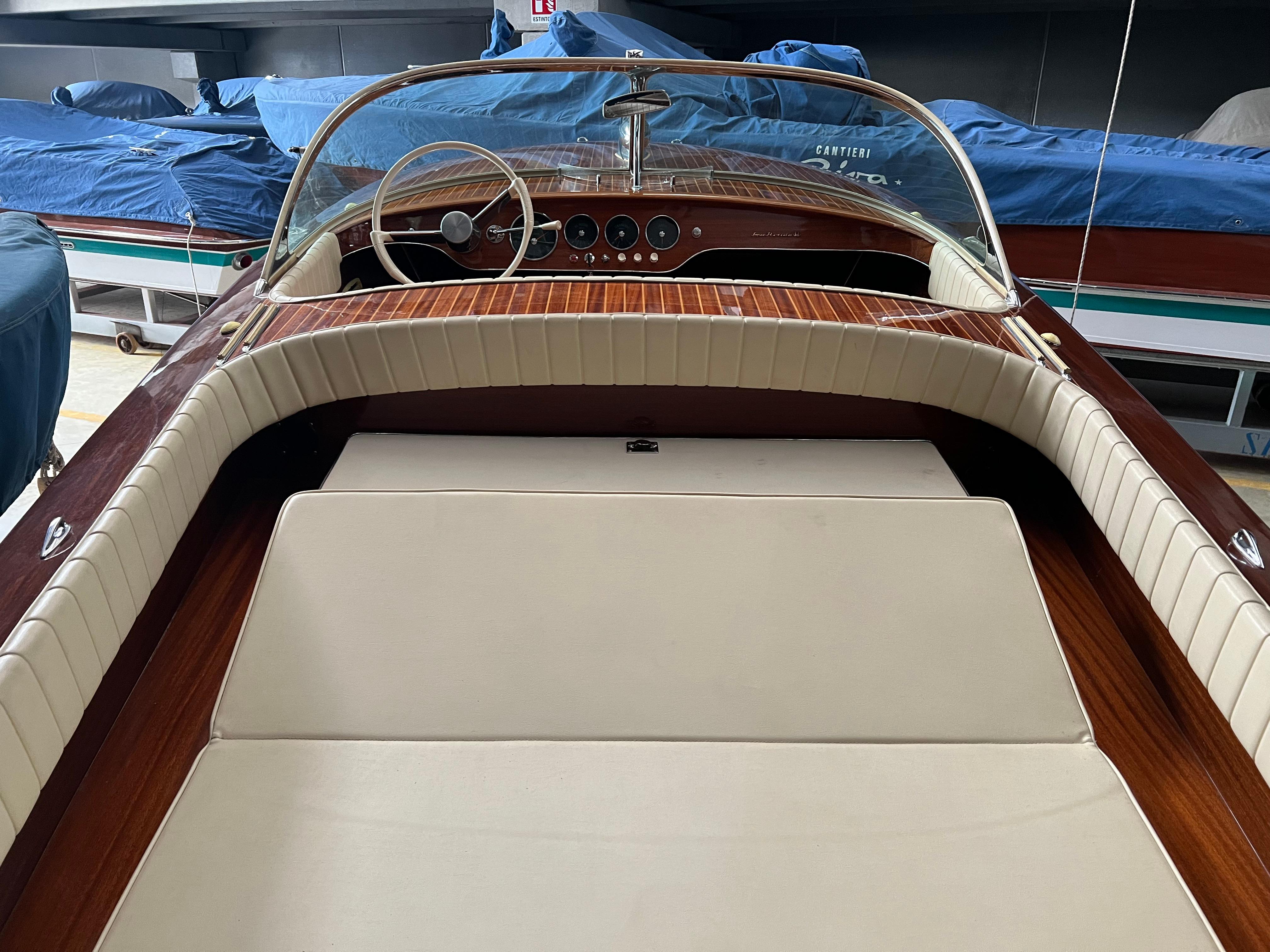 1968 Riva Super Florida Sports Cruiser for sale - YachtWorld