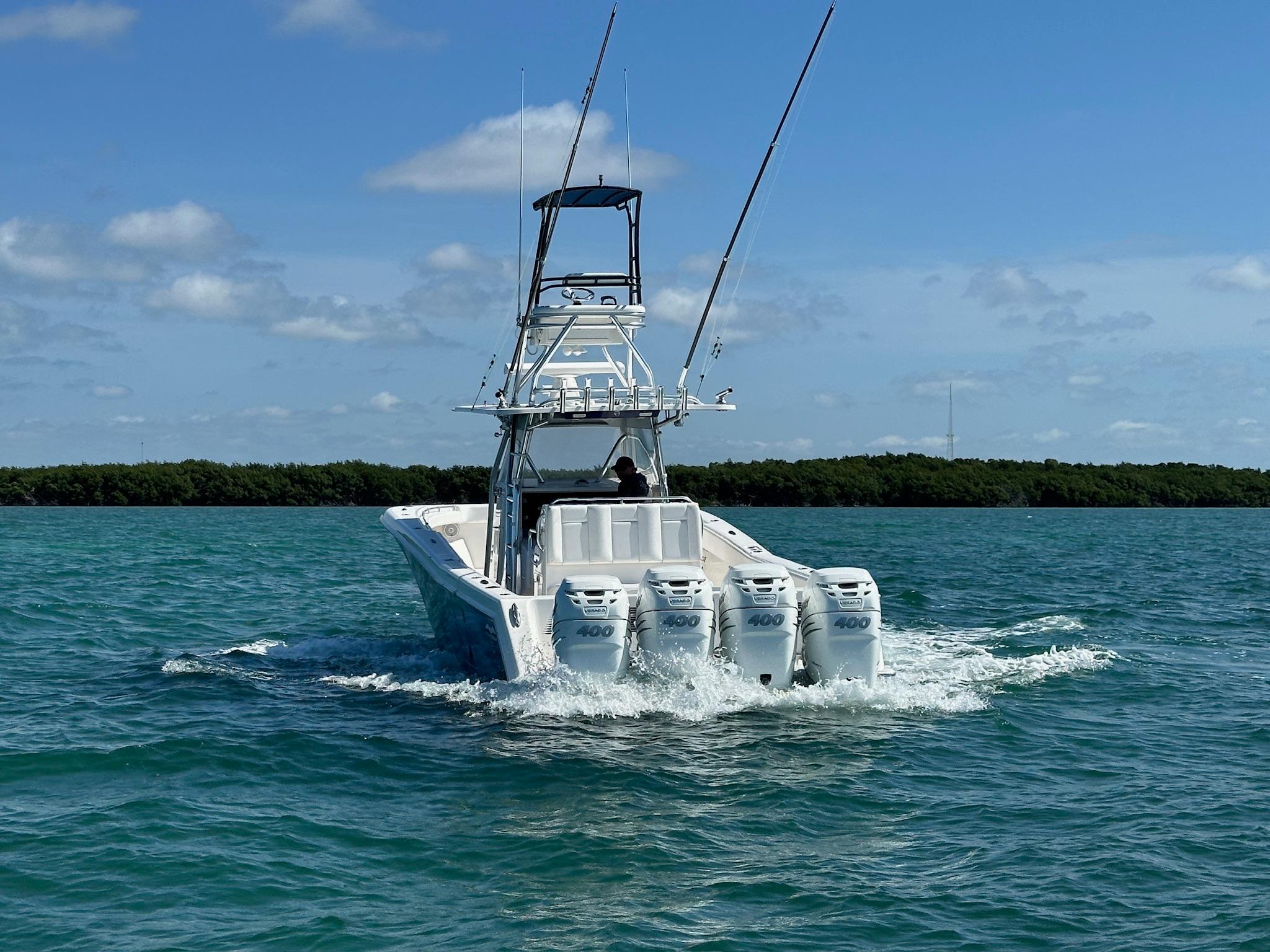 2013 Invincible 42 CC Center Console for sale - YachtWorld