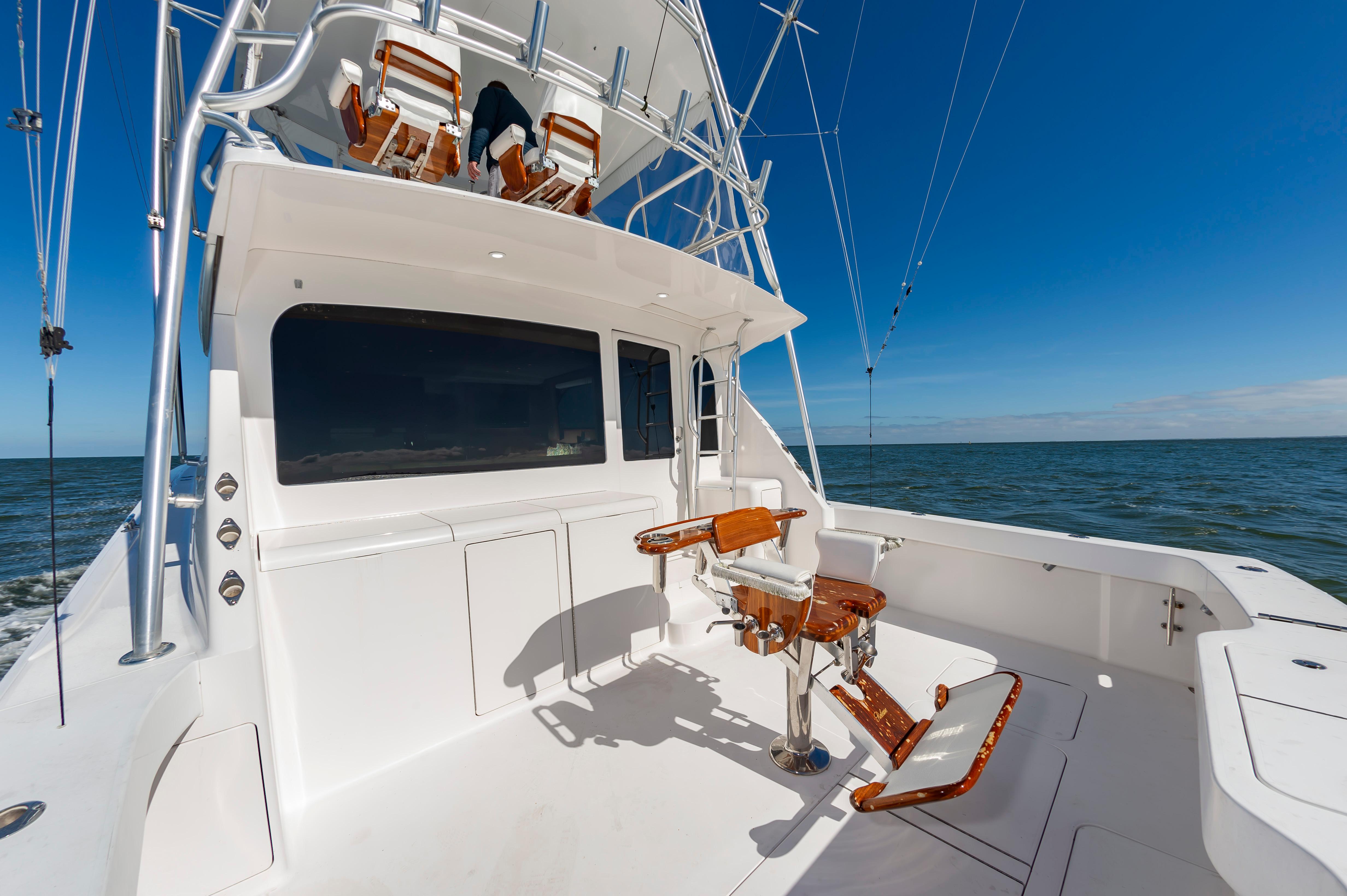 2005 Viking Convertible Convertible for sale - YachtWorld