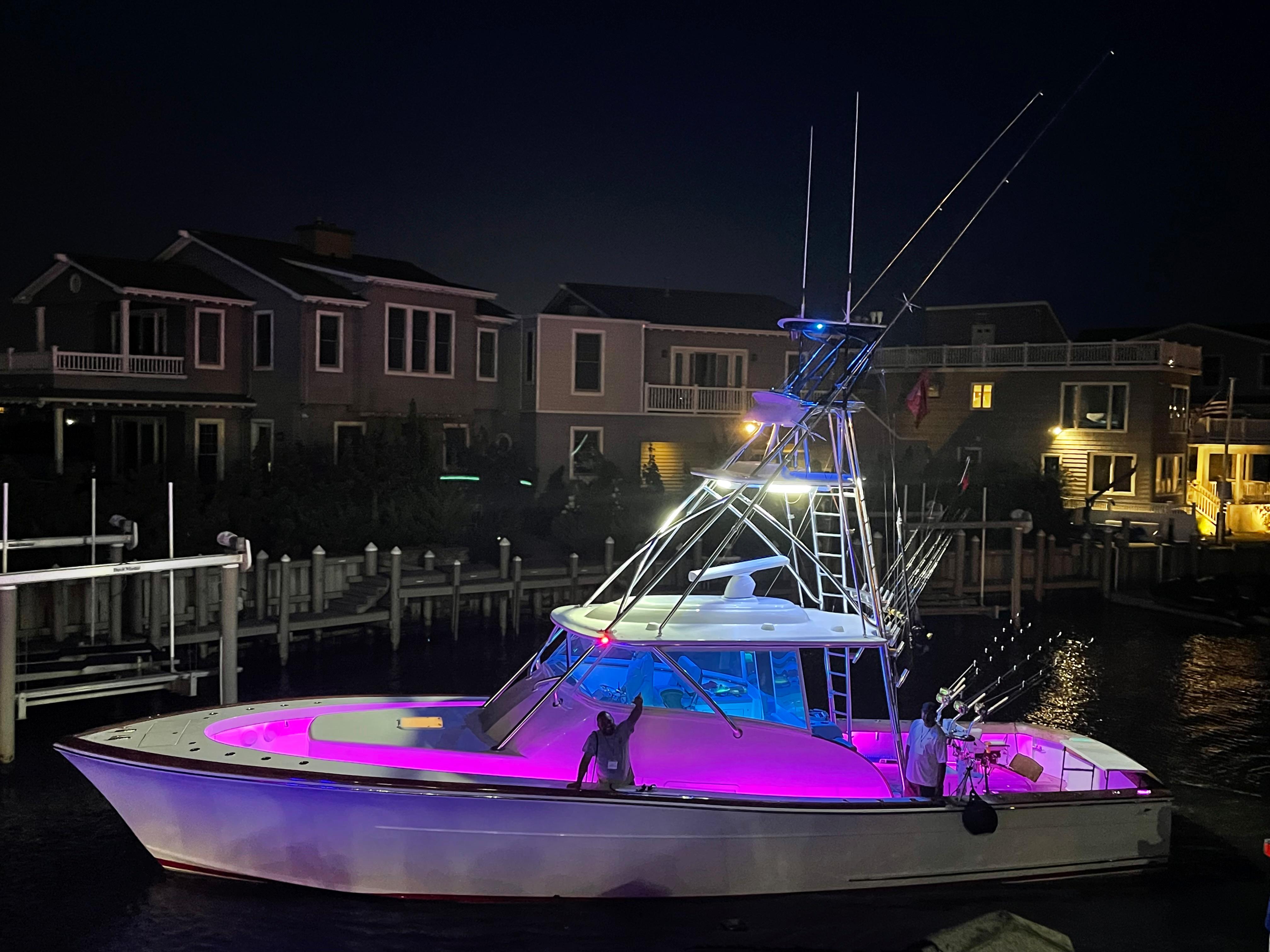 2025 Release Boatworks Walkaround Sportfischerboot Kaufen - YachtWorld