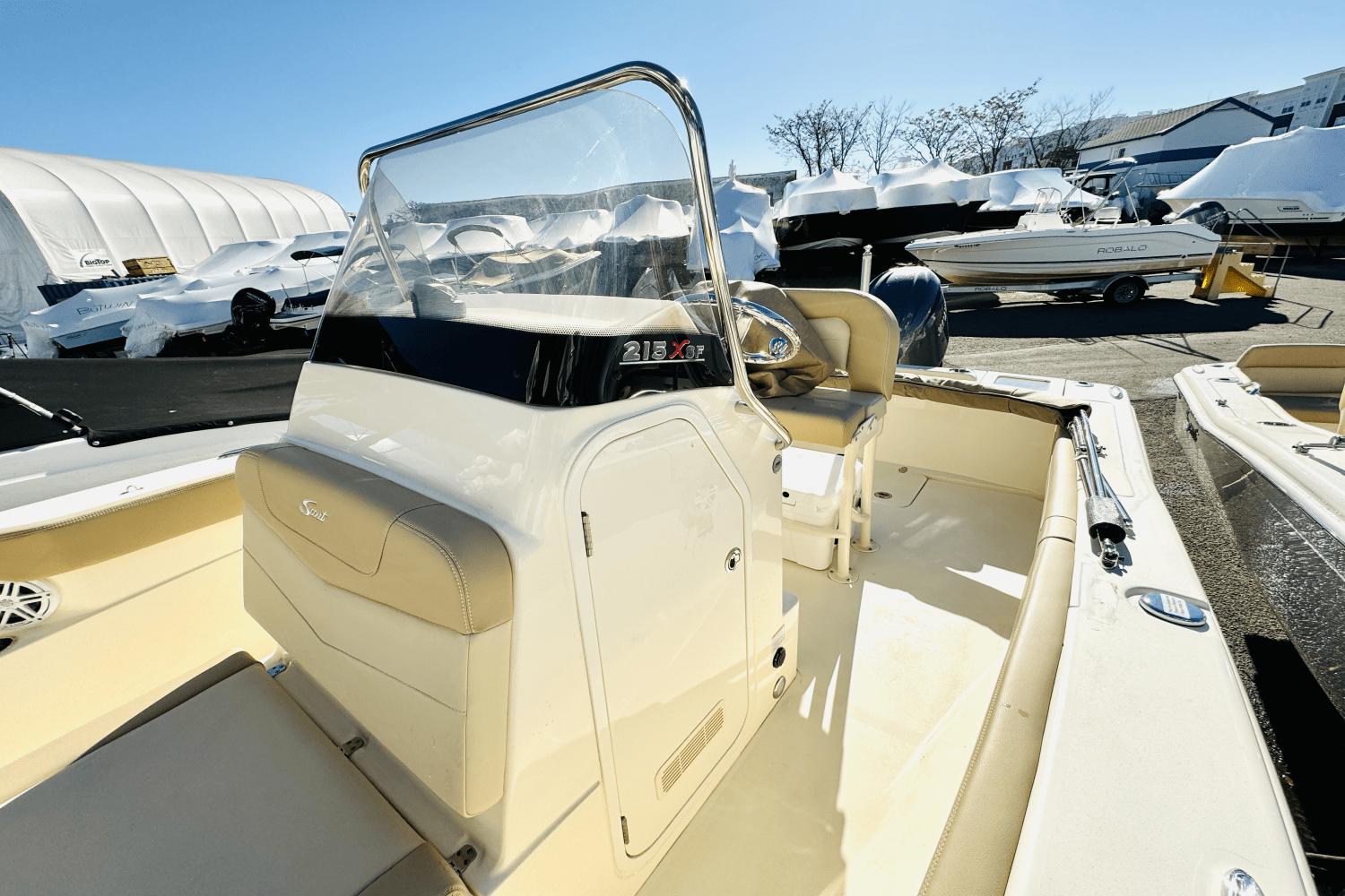 2024 Scout 215 XSF Center Console for sale - YachtWorld