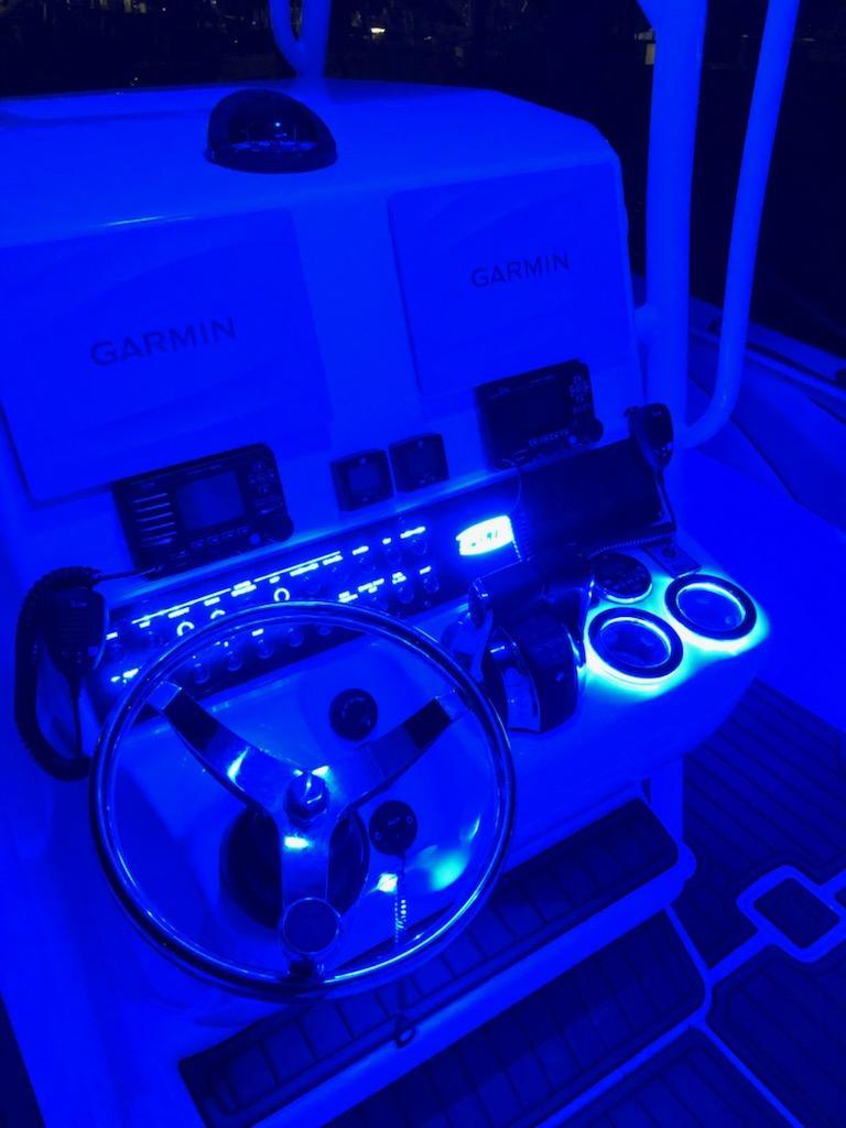 2018 Spectre 35 Center Console by Pilini Centre Console for sale ...