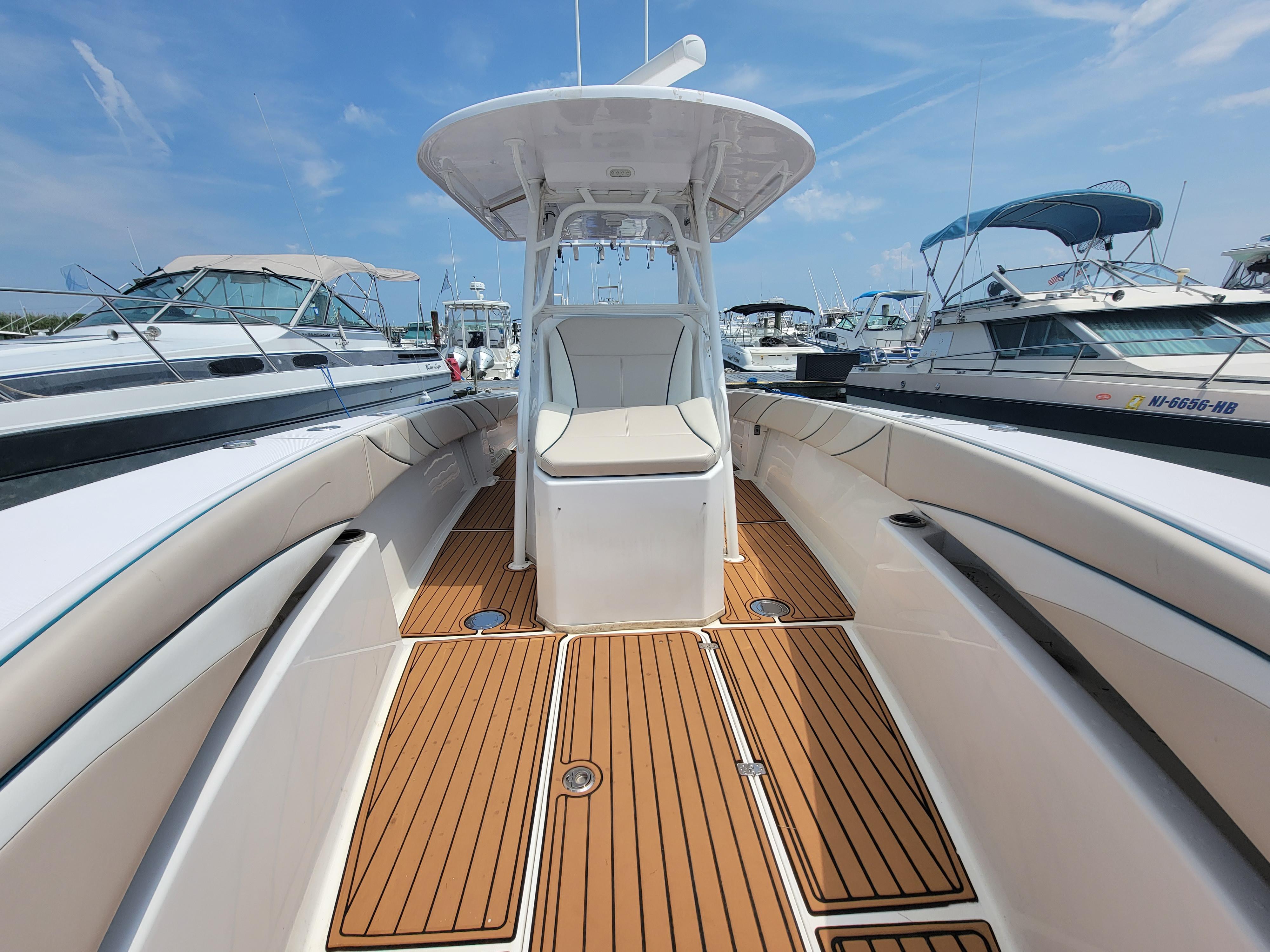 2018 Spectre 35 Center Console by Pilini Center Console for sale ...