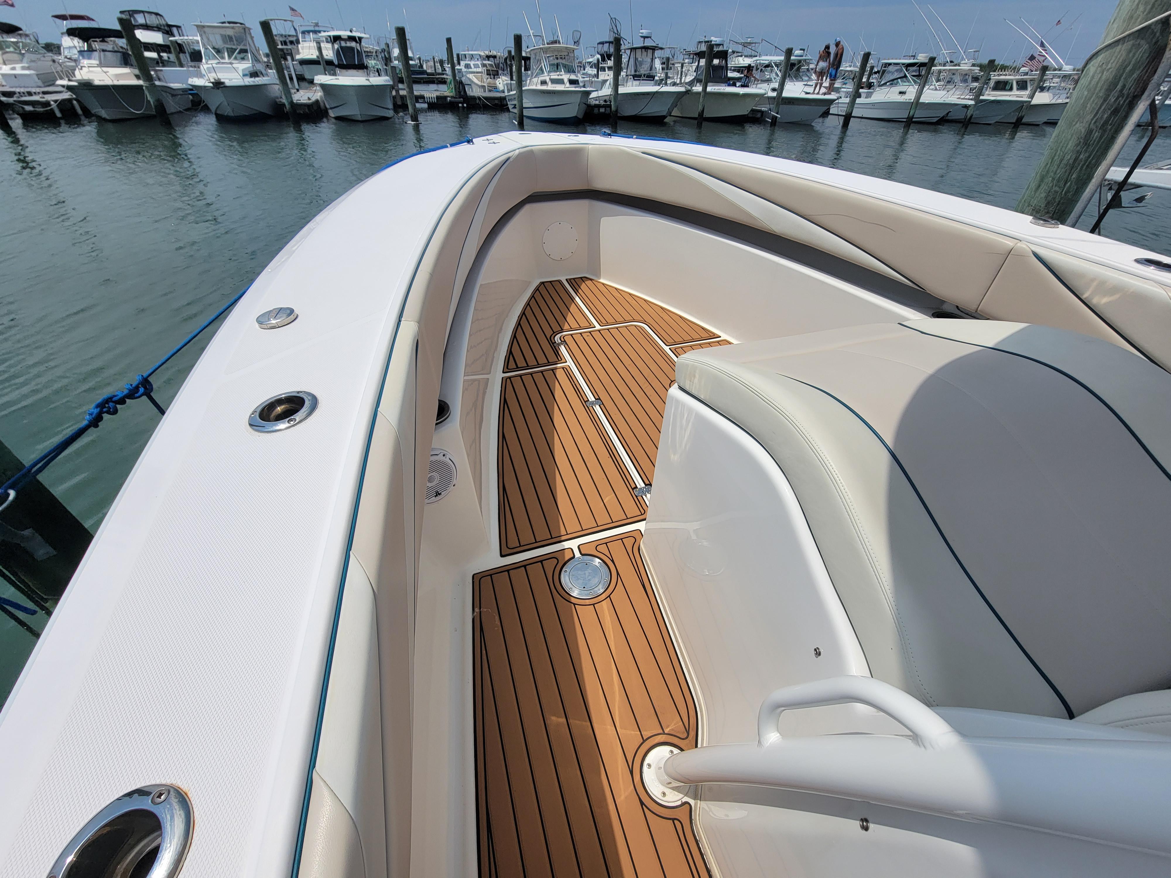 2018 Spectre 35 Center Console by Pilini Center Console for sale ...