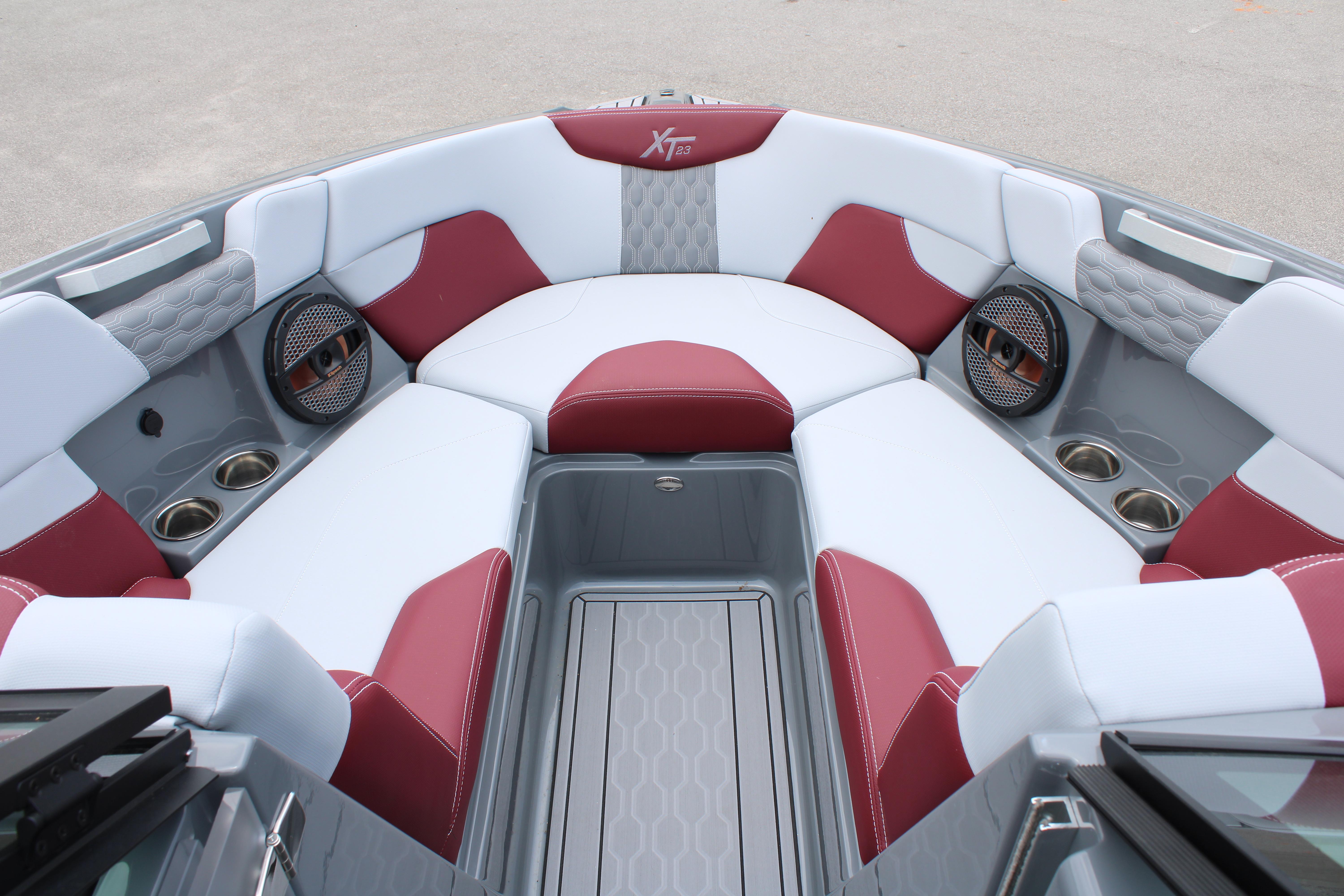 2023 MasterCraft XT23 Ski and Wakeboard for sale - YachtWorld