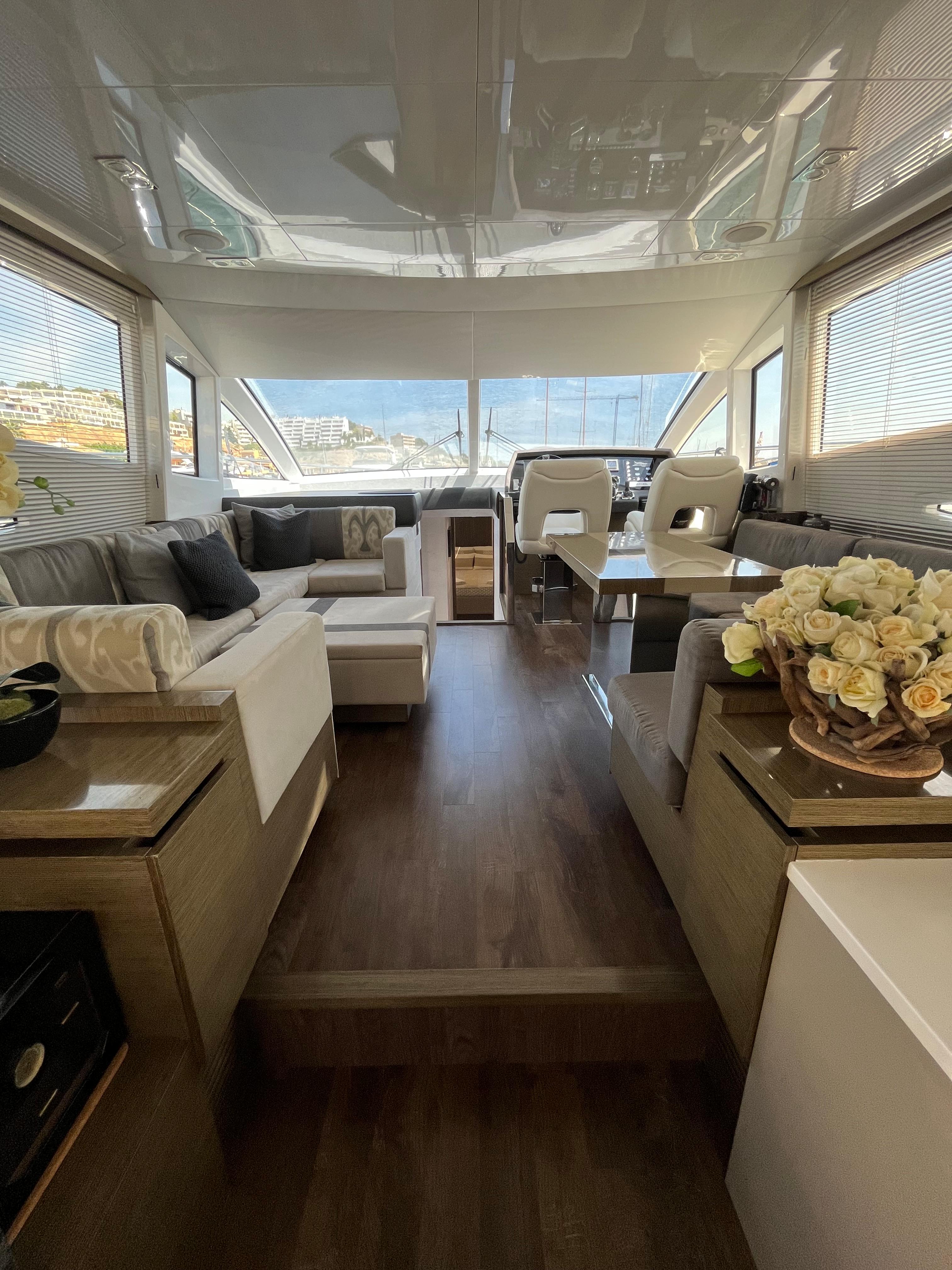 2017 Pearl 65 Motor Yacht for sale - YachtWorld