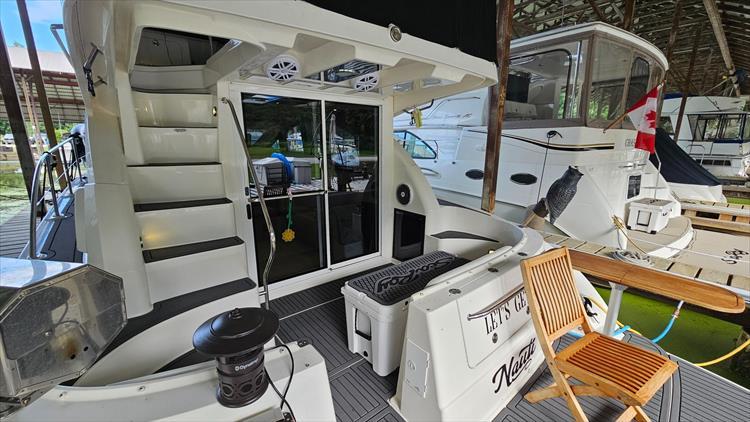 2007 Sea Ray 36 Sedan Bridge Motor Yachts for sale - YachtWorld