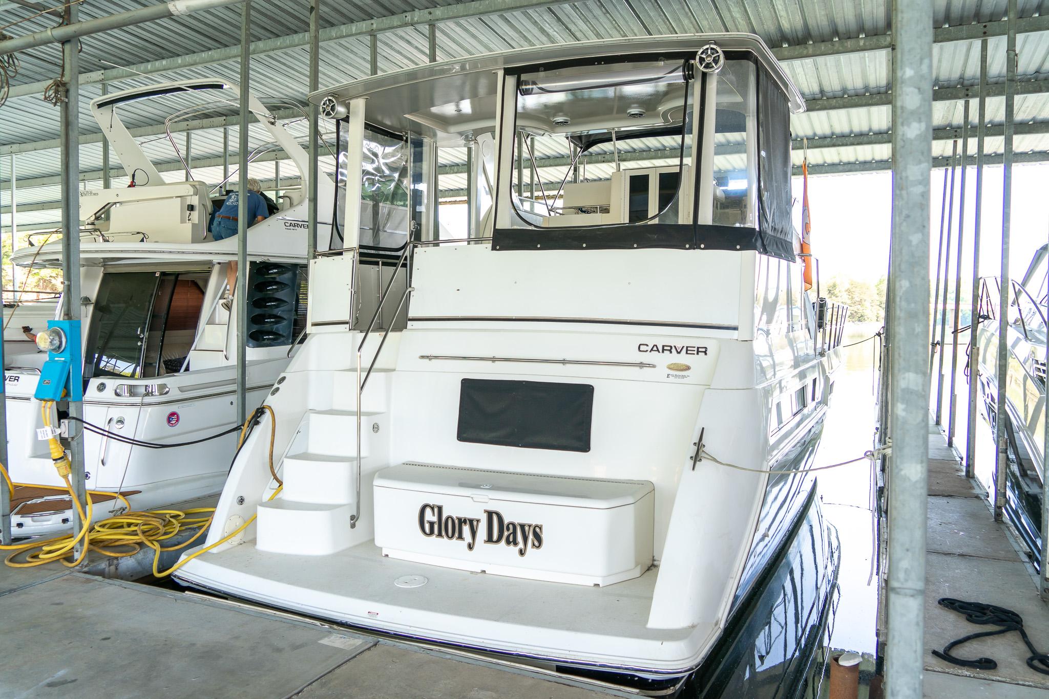 1997 Carver 405 Aft Cabin Motoryacht Motorboot mit Achterkabine Kaufen ...