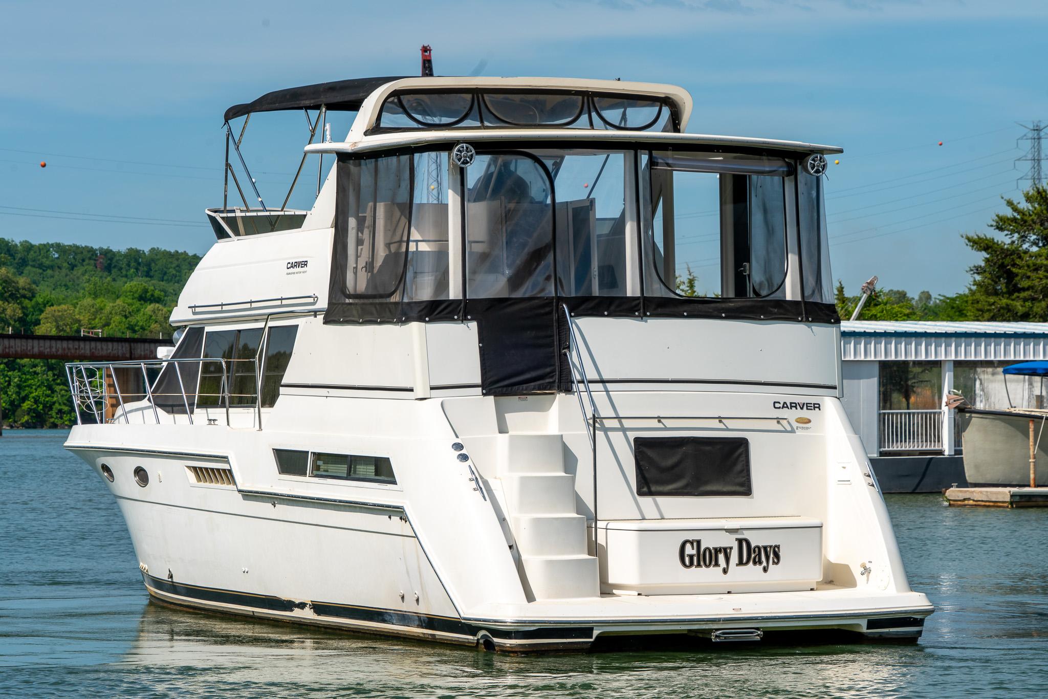 1997 Carver 405 Aft Cabin Motoryacht Aft Cabin for sale - YachtWorld