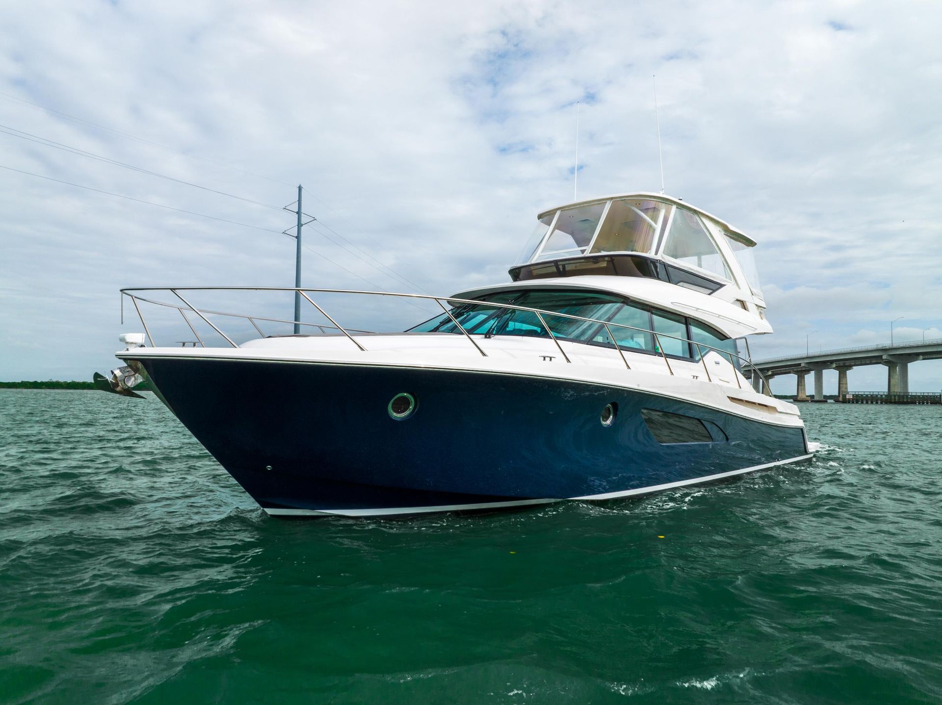 2018 Tiara Yachts 53 Flybridge - Weber Yachts