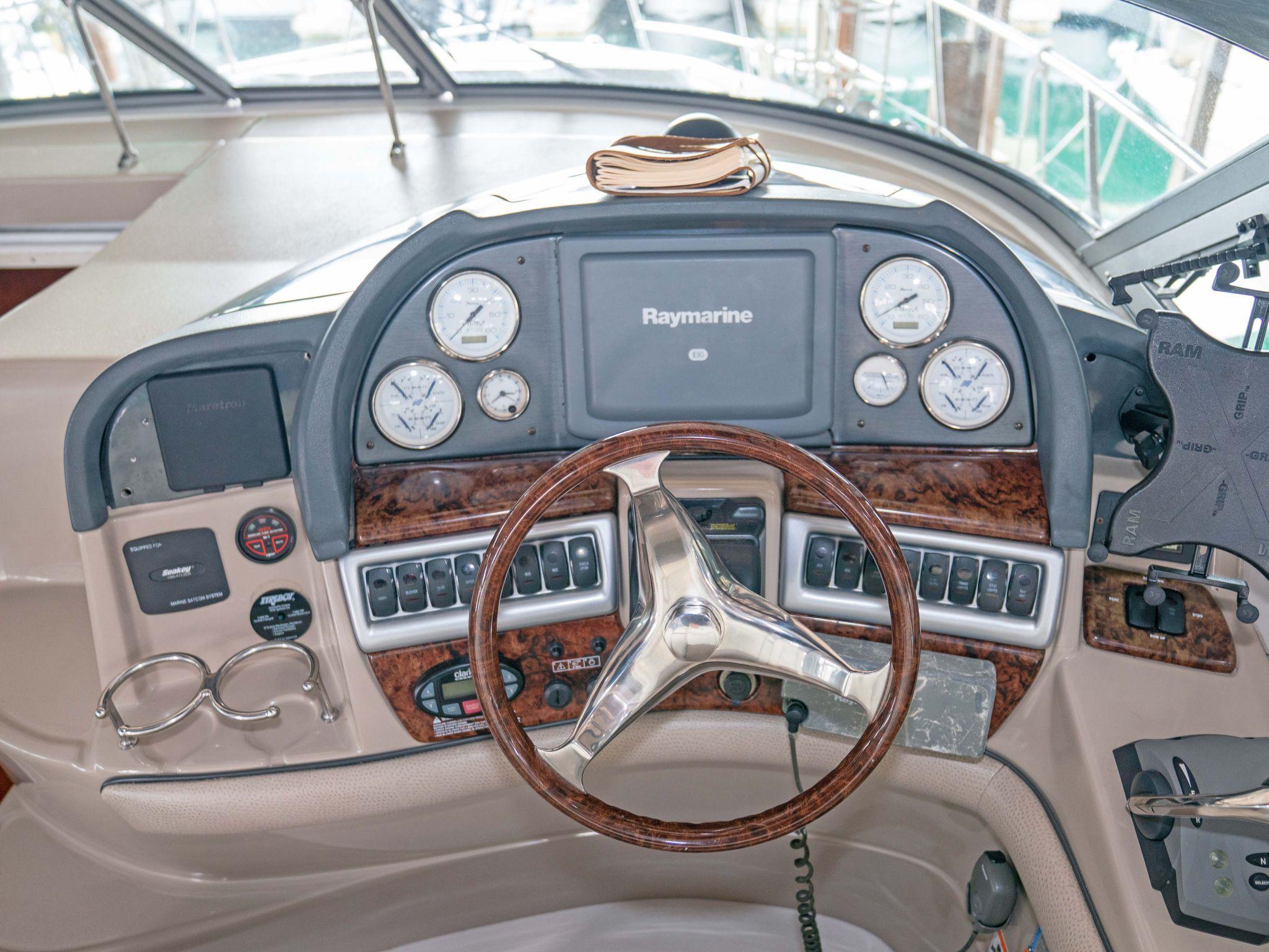 2006 Four Winns 348 Vista Express Cruiser for sale - YachtWorld