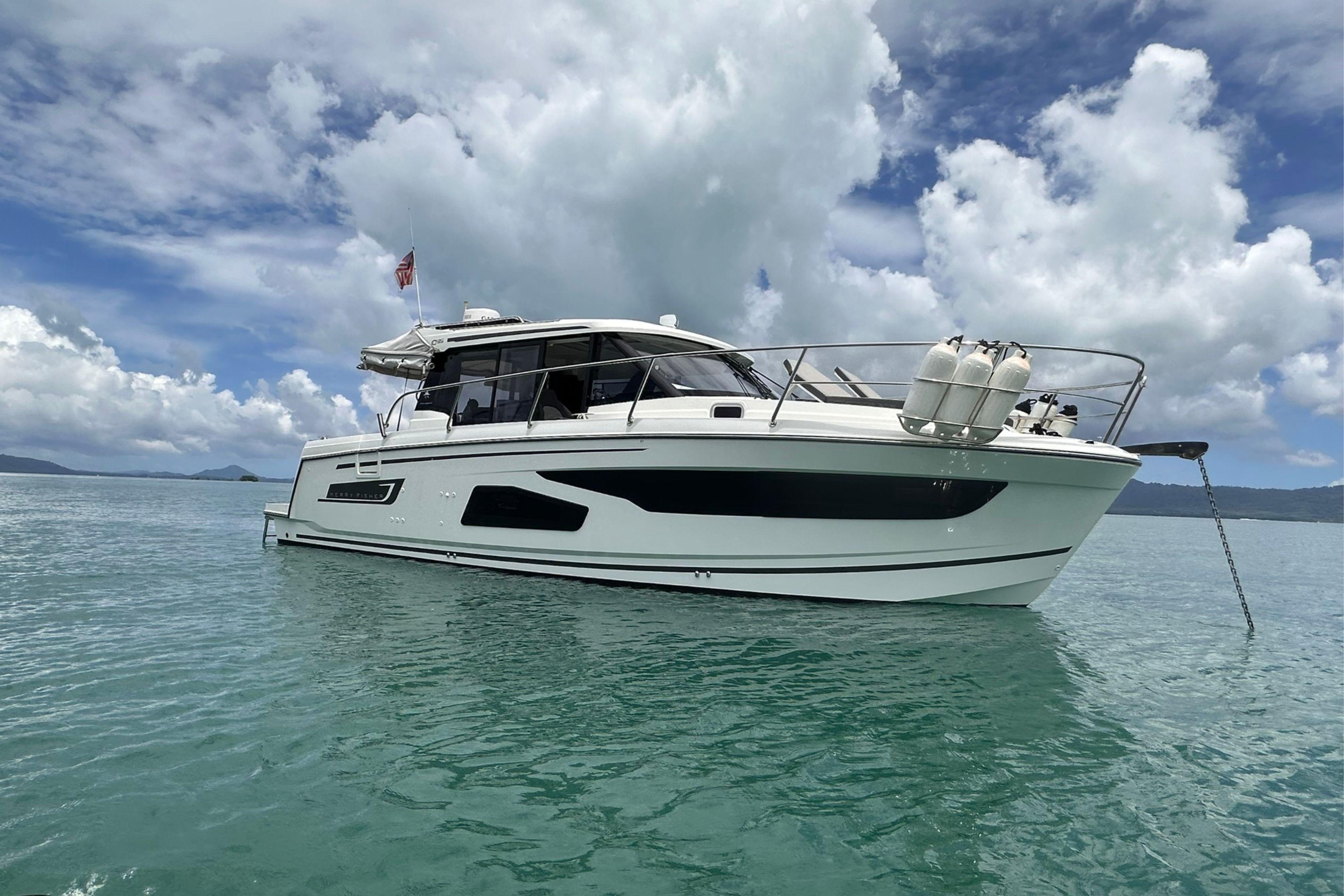 Jeanneau Merry Fisher 1095 | 10m | 2019 | Boats and Outboards