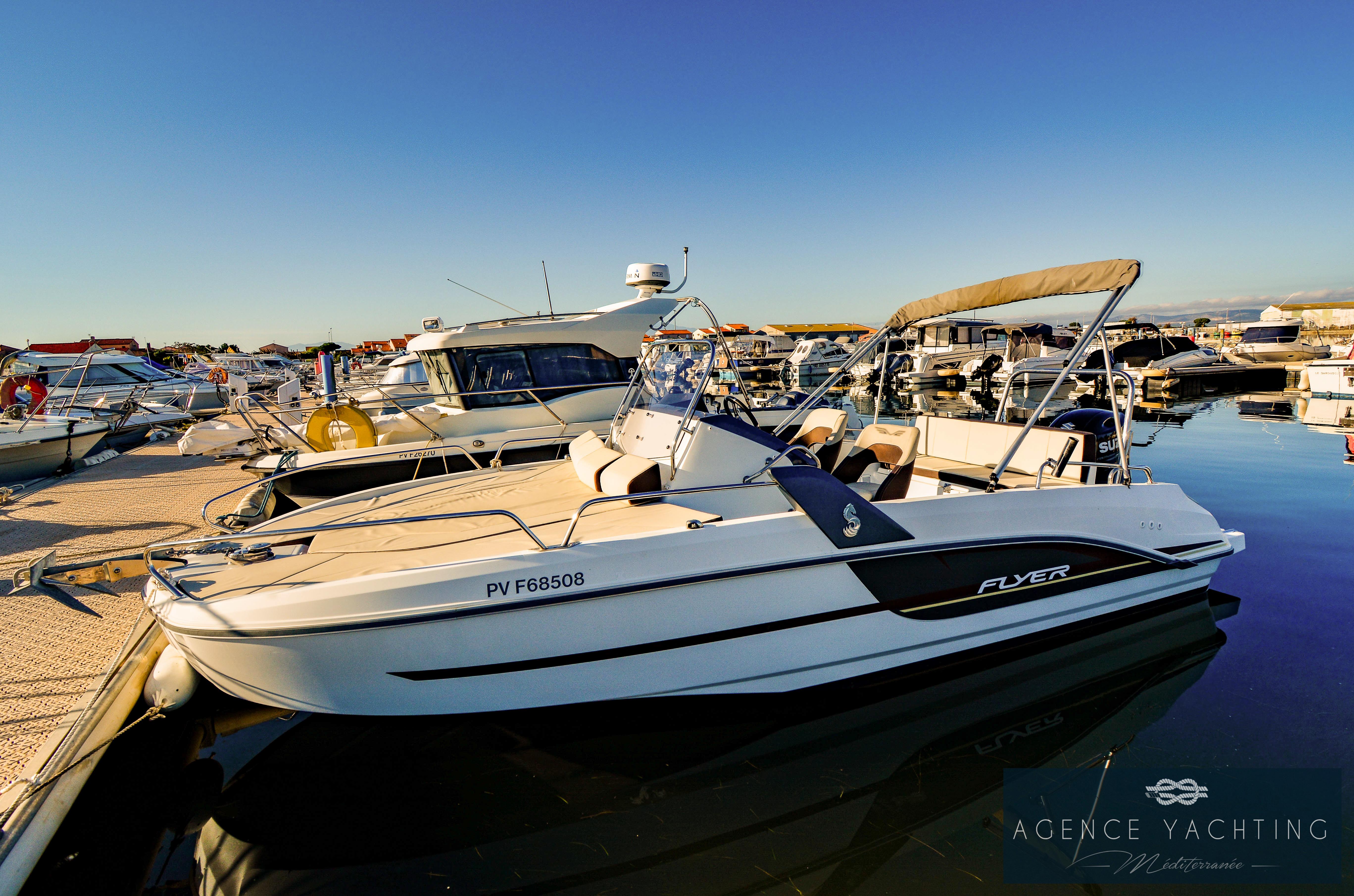 2017 Beneteau Flyer 6.6 Sundeck Wasserski/Wakeboard-Boot Kaufen ...