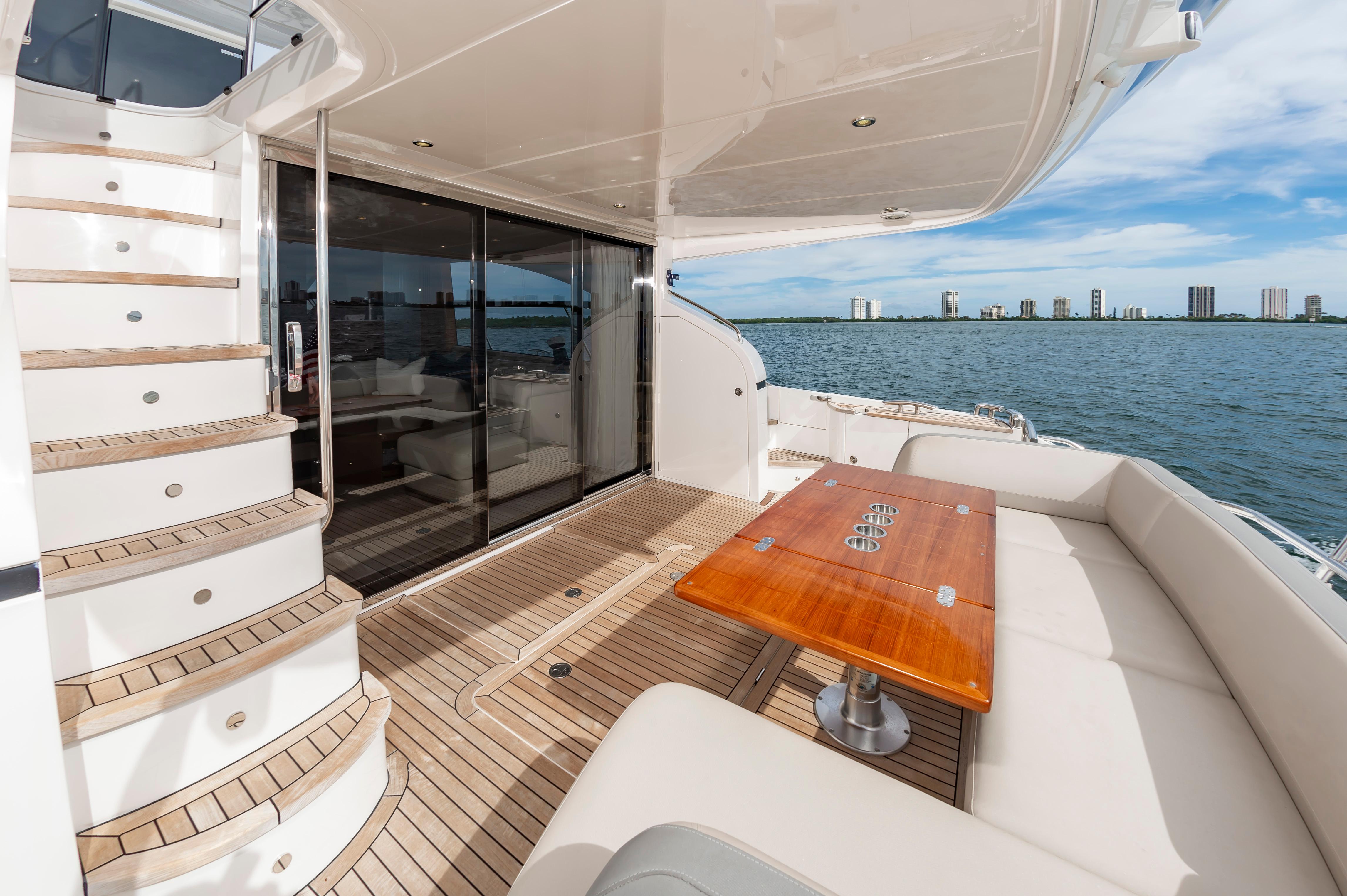 2016 Princess 60 Flybridge Motor Yacht for sale - YachtWorld