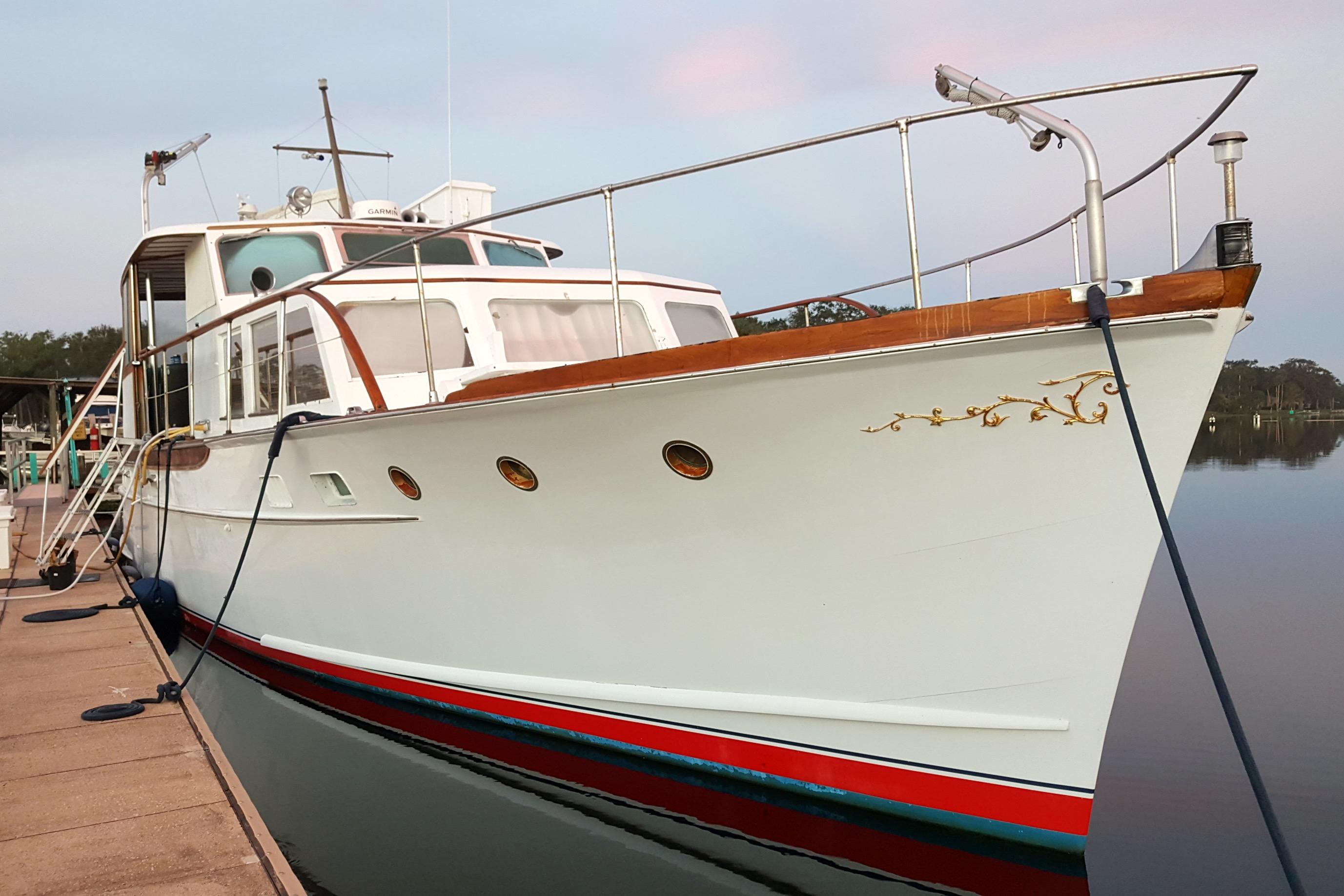 1956 Trumpy 55' Cockpit Cruiser Motoryacht Barche a motore antiche in ...