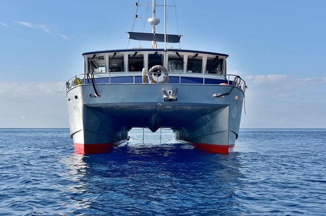 2008 Custom Submarine Carrier Kaupalliset veneet myytävät - YachtWorld