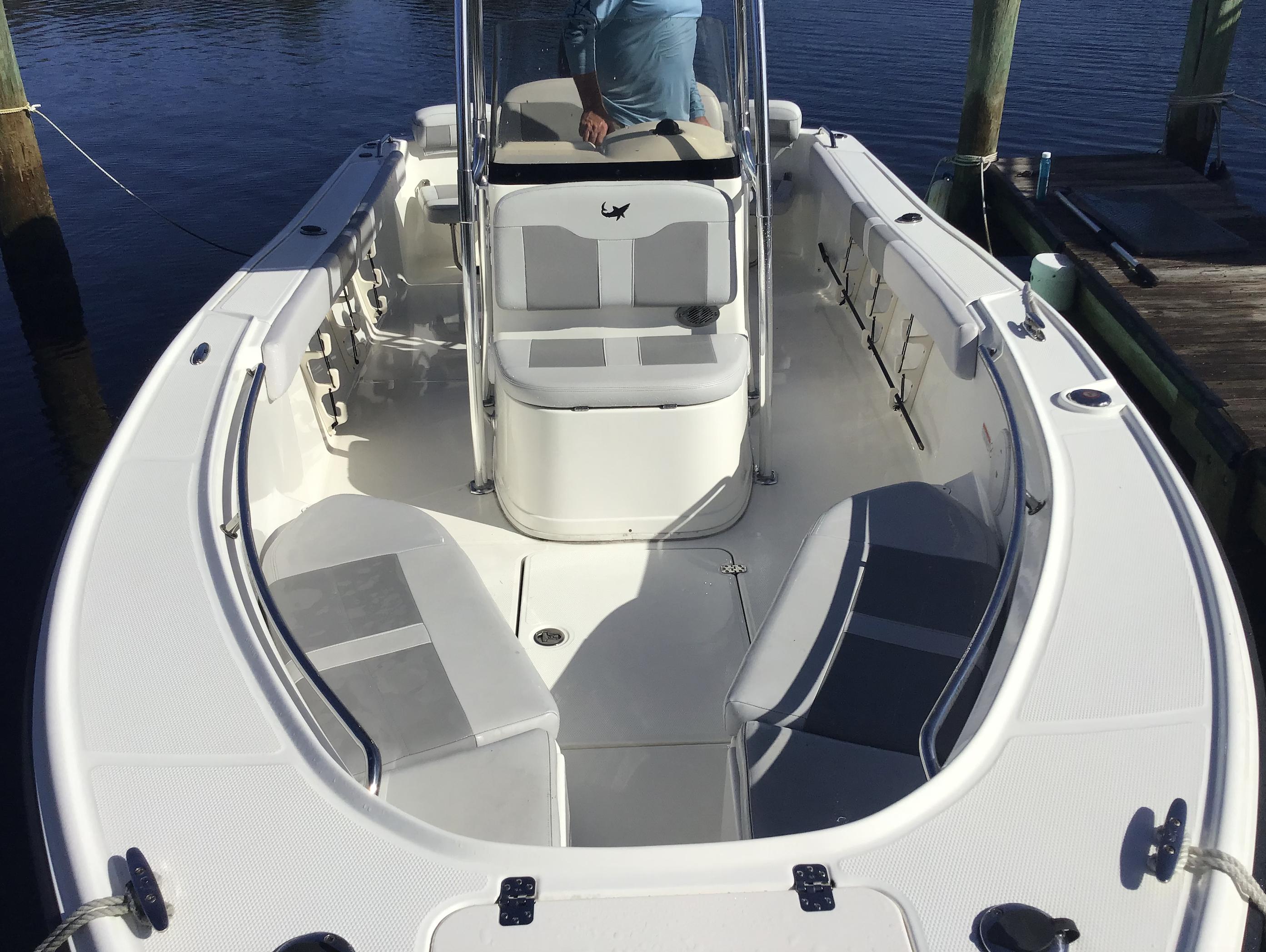2018 Mako 204 CC Centre Console for sale - YachtWorld