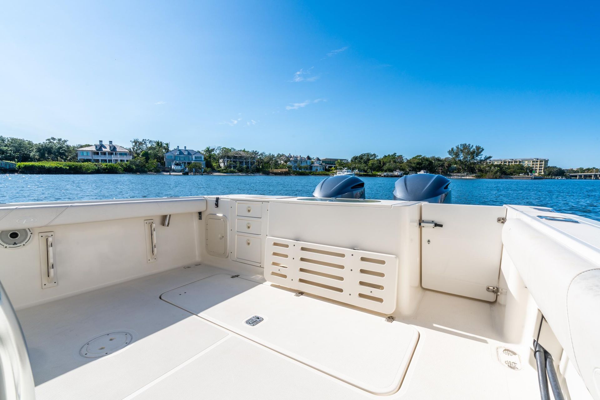 2005 Pursuit 3070 Center Console - Weber Yachts