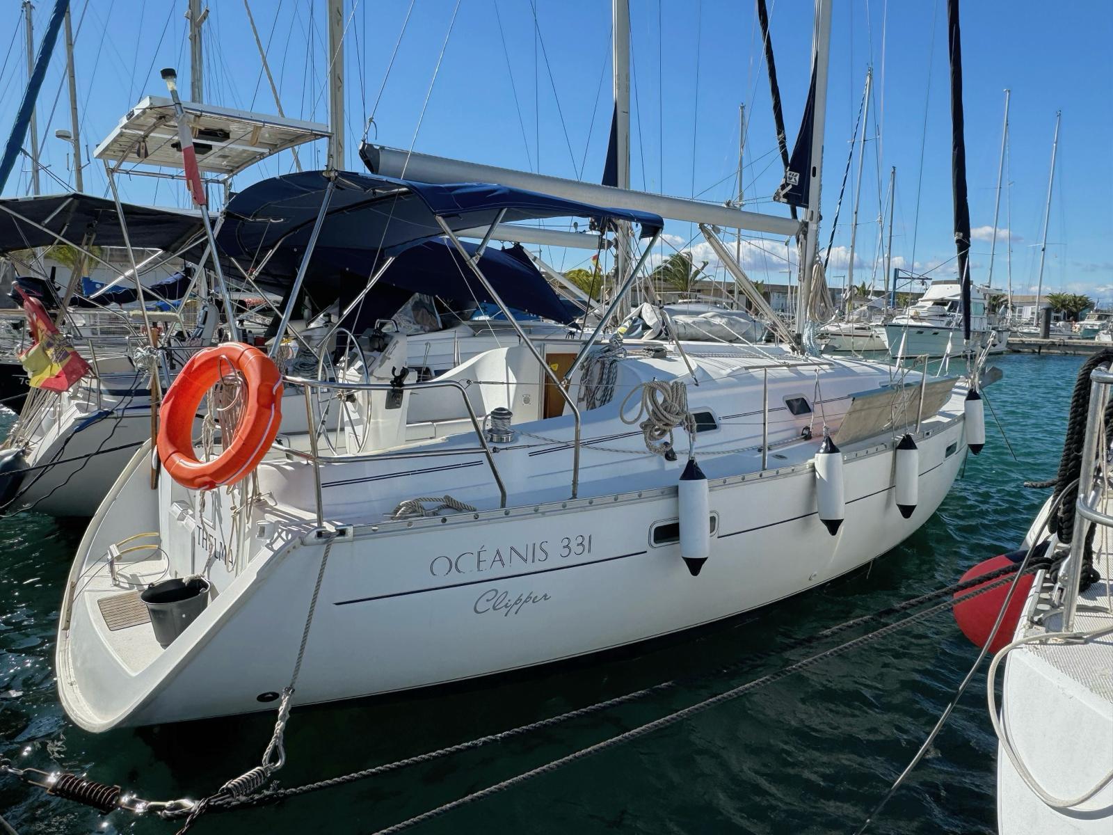 Used 2001 Beneteau Oceanis Clipper 331 - Valencia | TopBoats