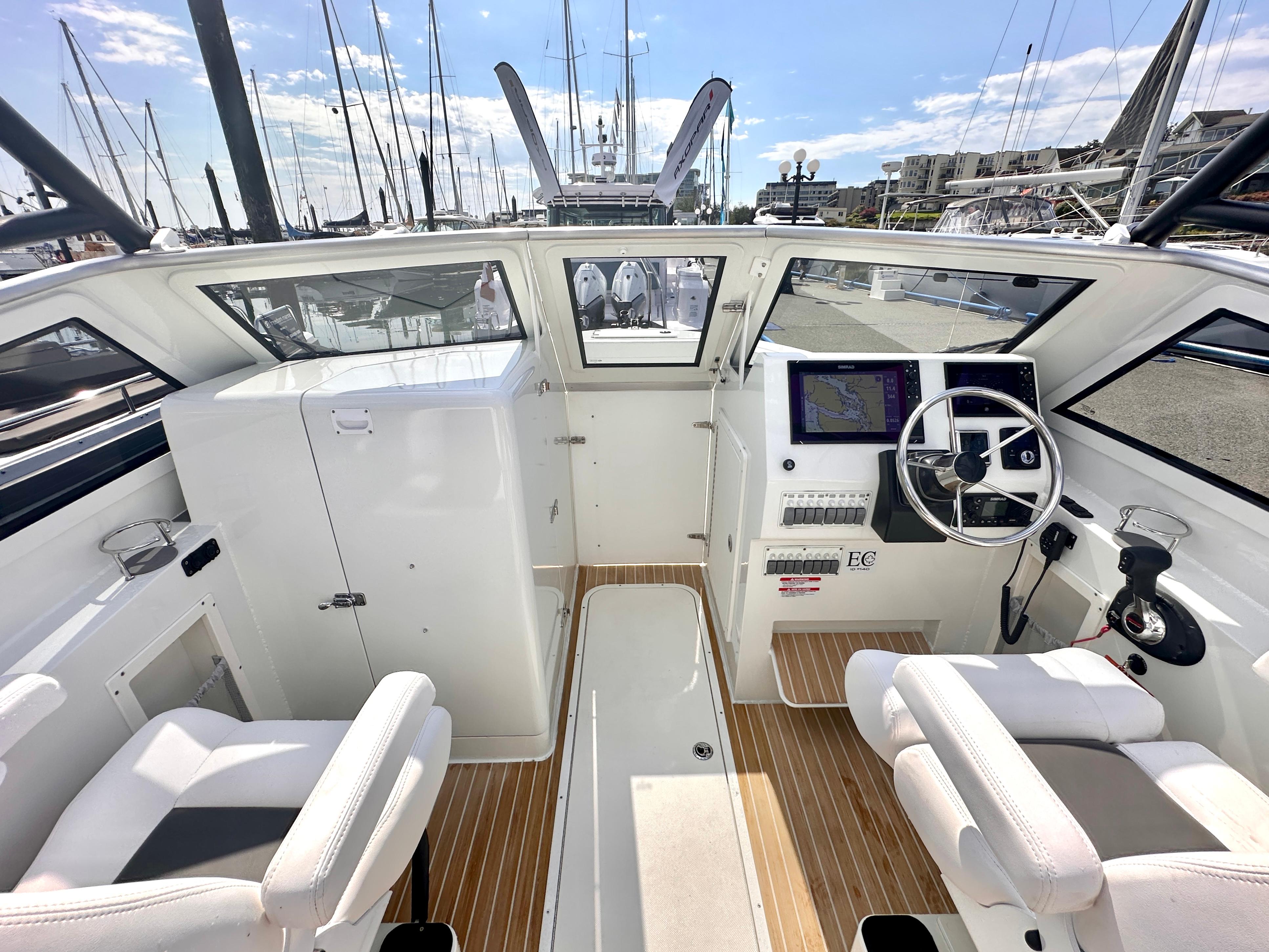 2024 Liquid Metal Marine Custom Dual Console Outboard Dual Console for ...