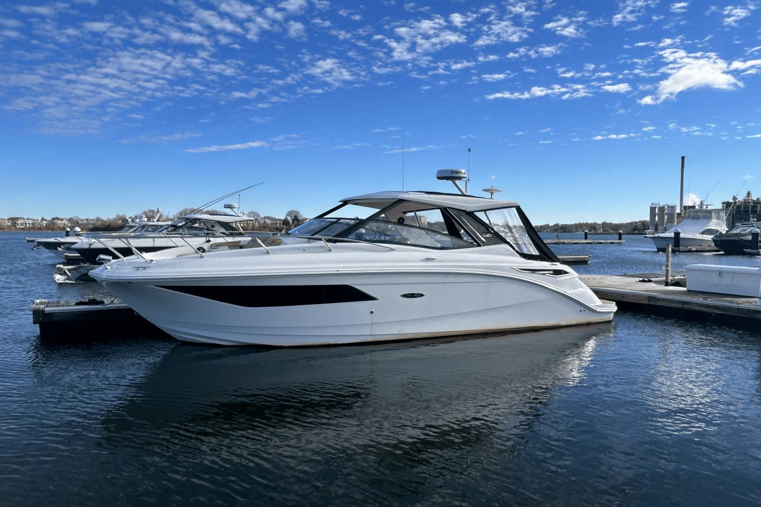 2023 Sea Ray 320 Sundancer Runabout for sale - YachtWorld