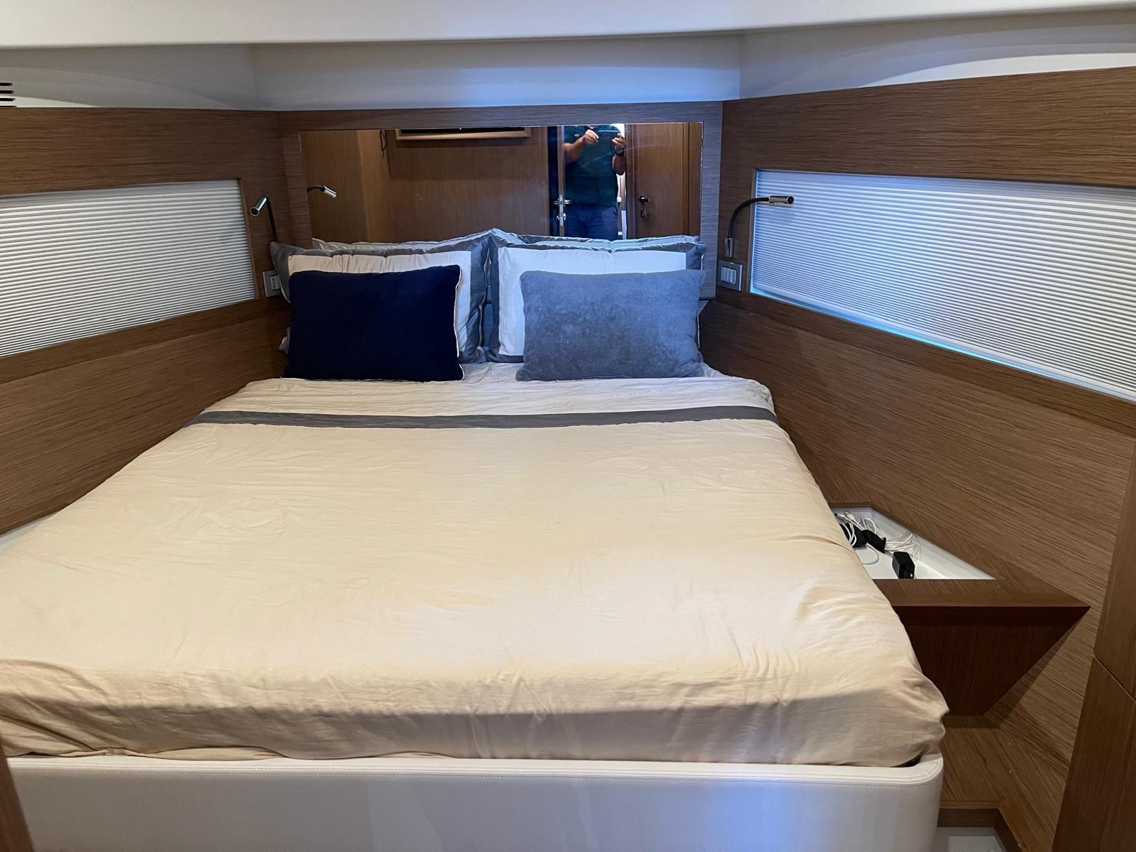 2021 Solaris Power Solaris Power 48 Walkaround for sale - YachtWorld