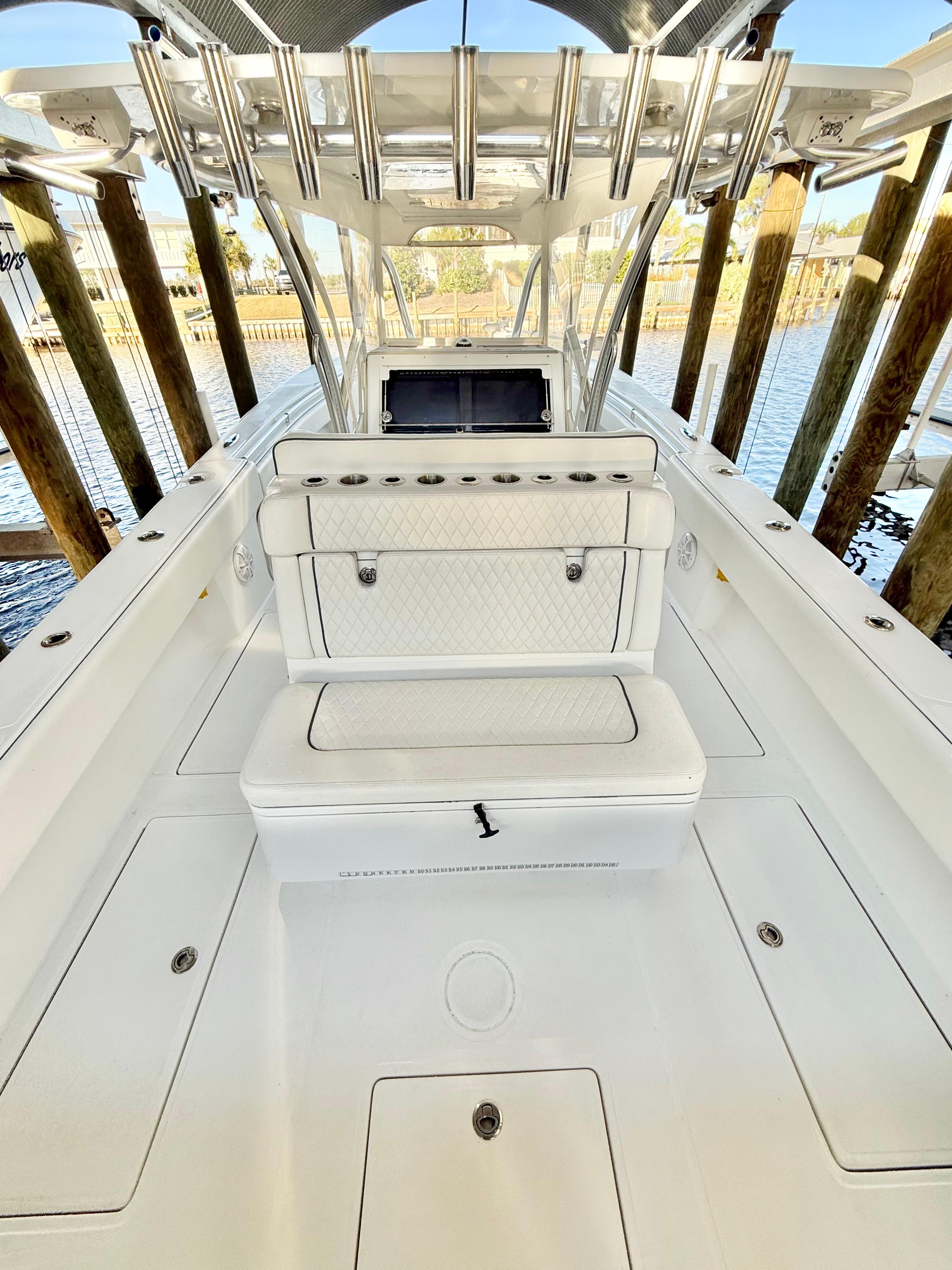 2021 SeaHunter 35 Tournament Center Console for sale - YachtWorld