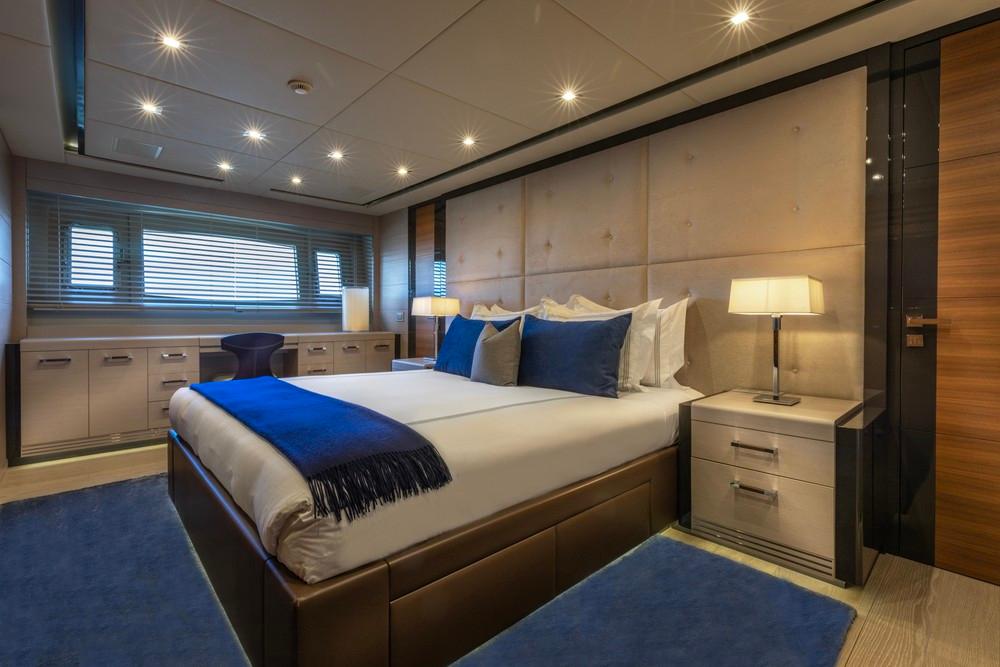 SAYONARA Flybridge Mangusta for sale - YachtWorld