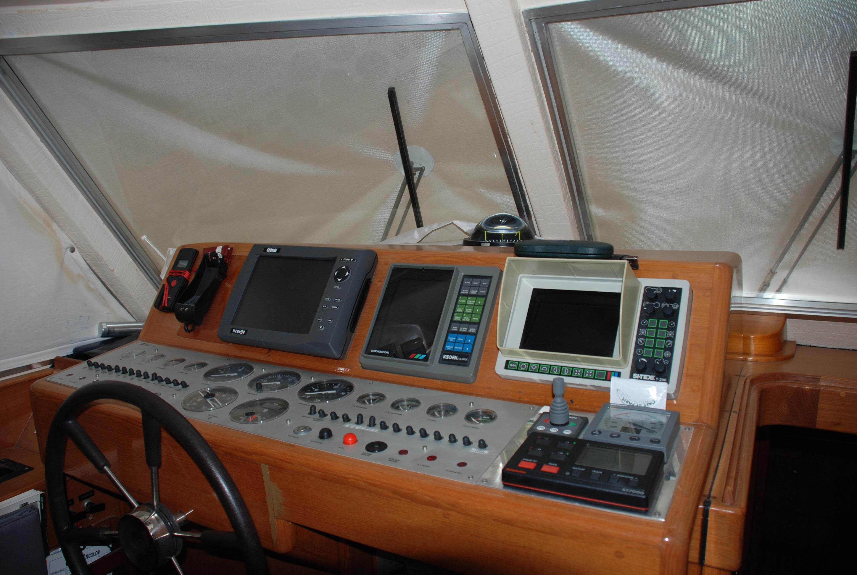 1989 Calafuria 41 Fly Motor Yachts for sale - YachtWorld