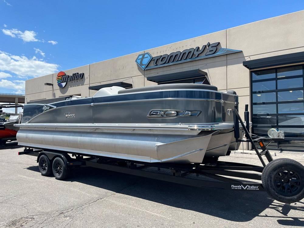 New Tahoe 2585 CASCADE QUAD LOUNGER in Colorado - iNautia