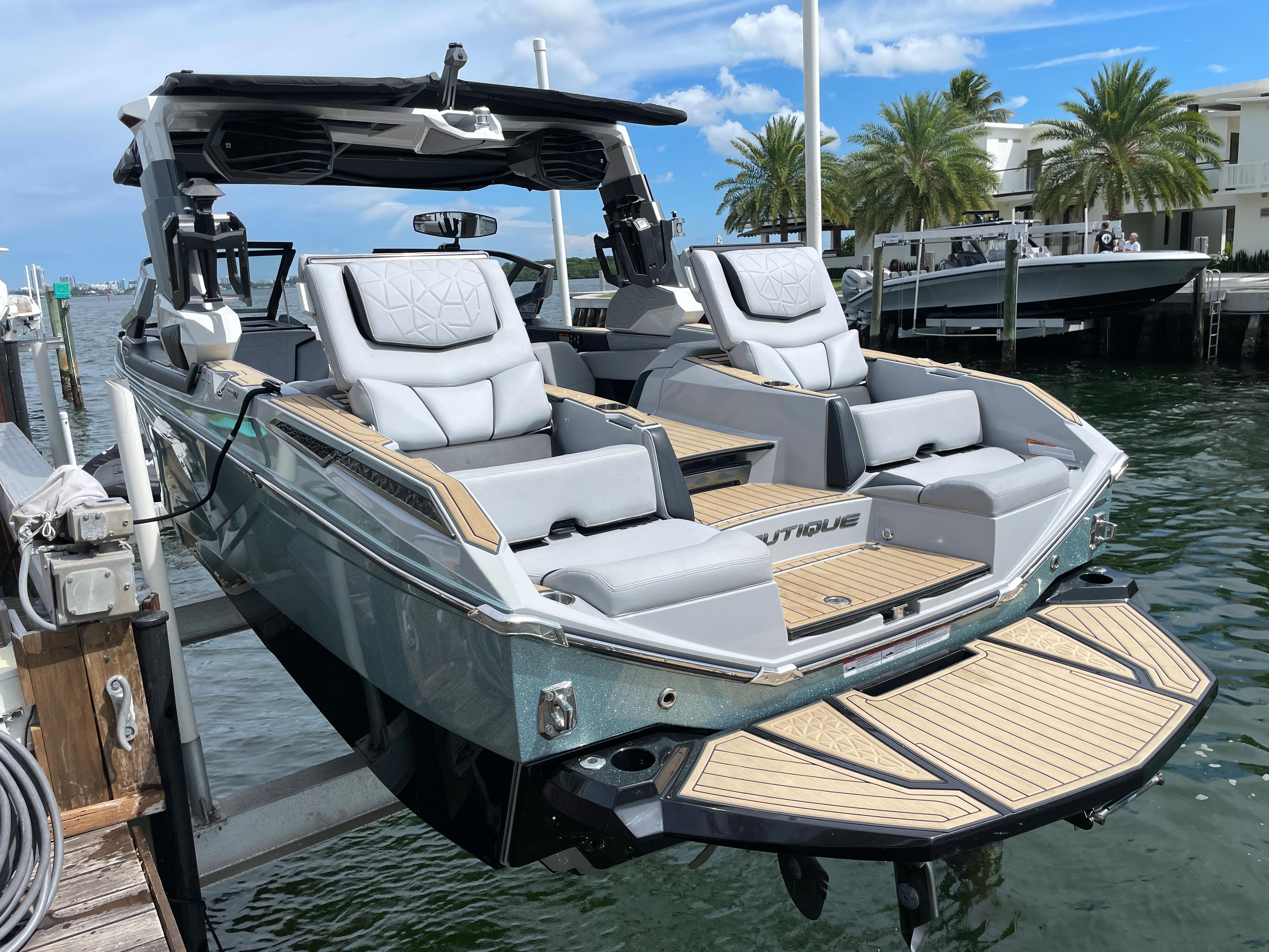 2021 Nautique G23 PARAGON Ski and Wakeboard for sale - YachtWorld