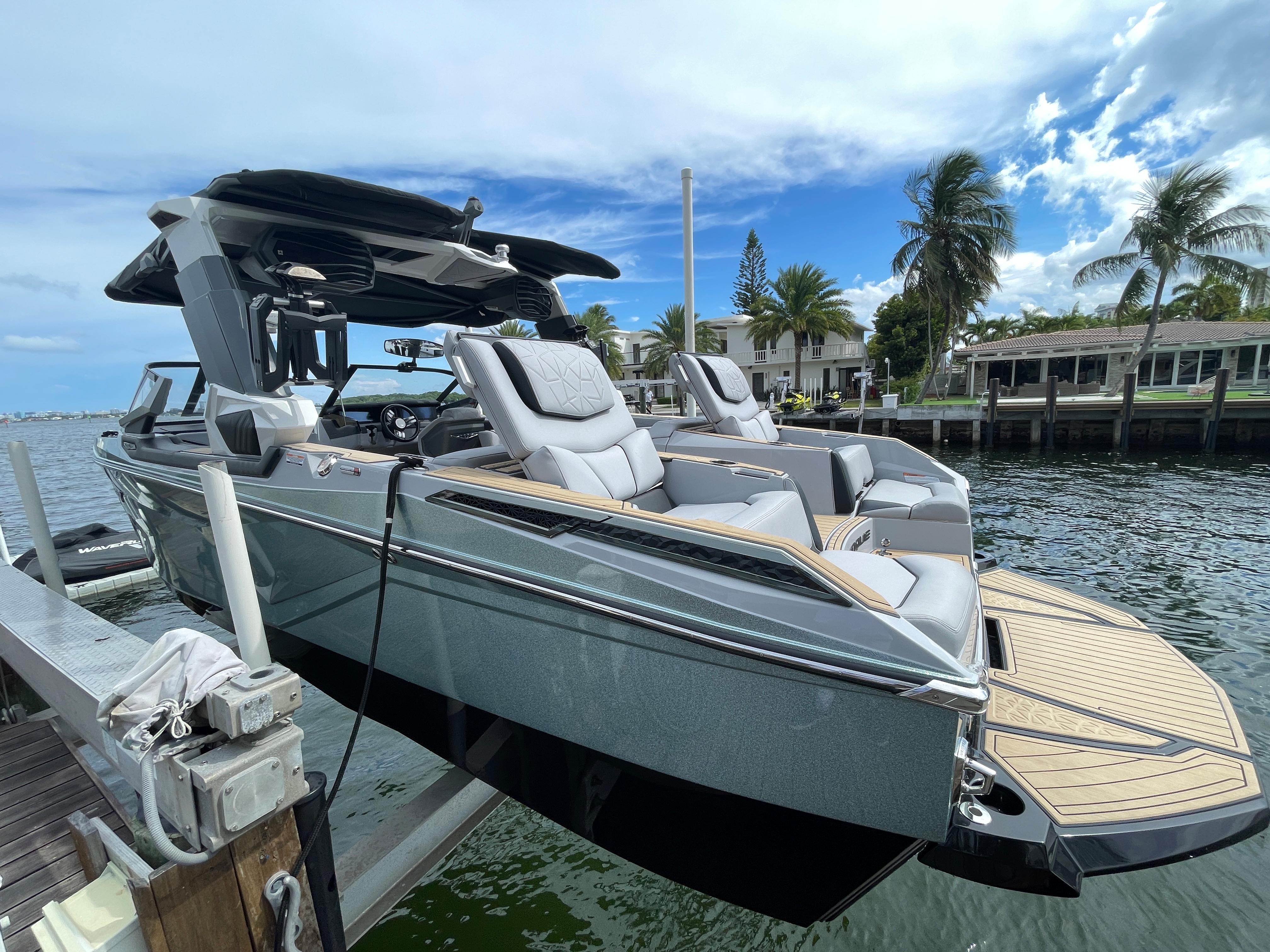 2021 Nautique G23 PARAGON Ski and Wakeboard for sale - YachtWorld