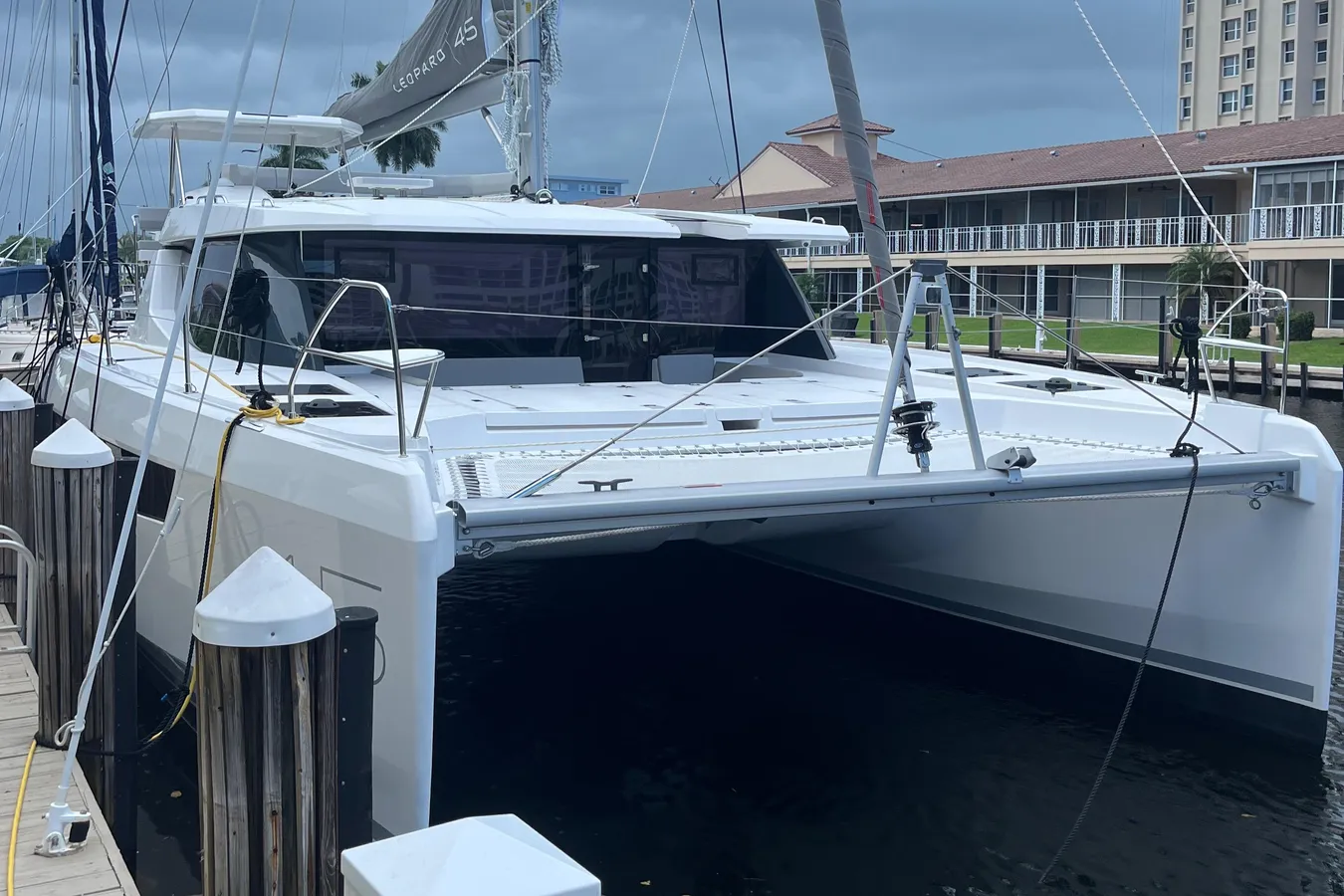 Leopard 45 Sail Catamaran Samin for sale | Leopard Brokerage