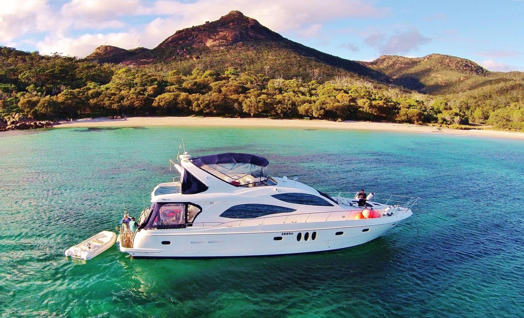 2007 Gulf Craft Majesty 61 Cruiser for sale - YachtWorld