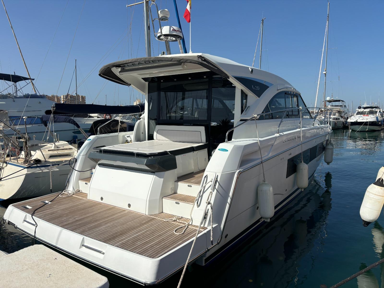 Jeanneau Leader 46 | 2020 | 14m - Murcia | Boatshop24