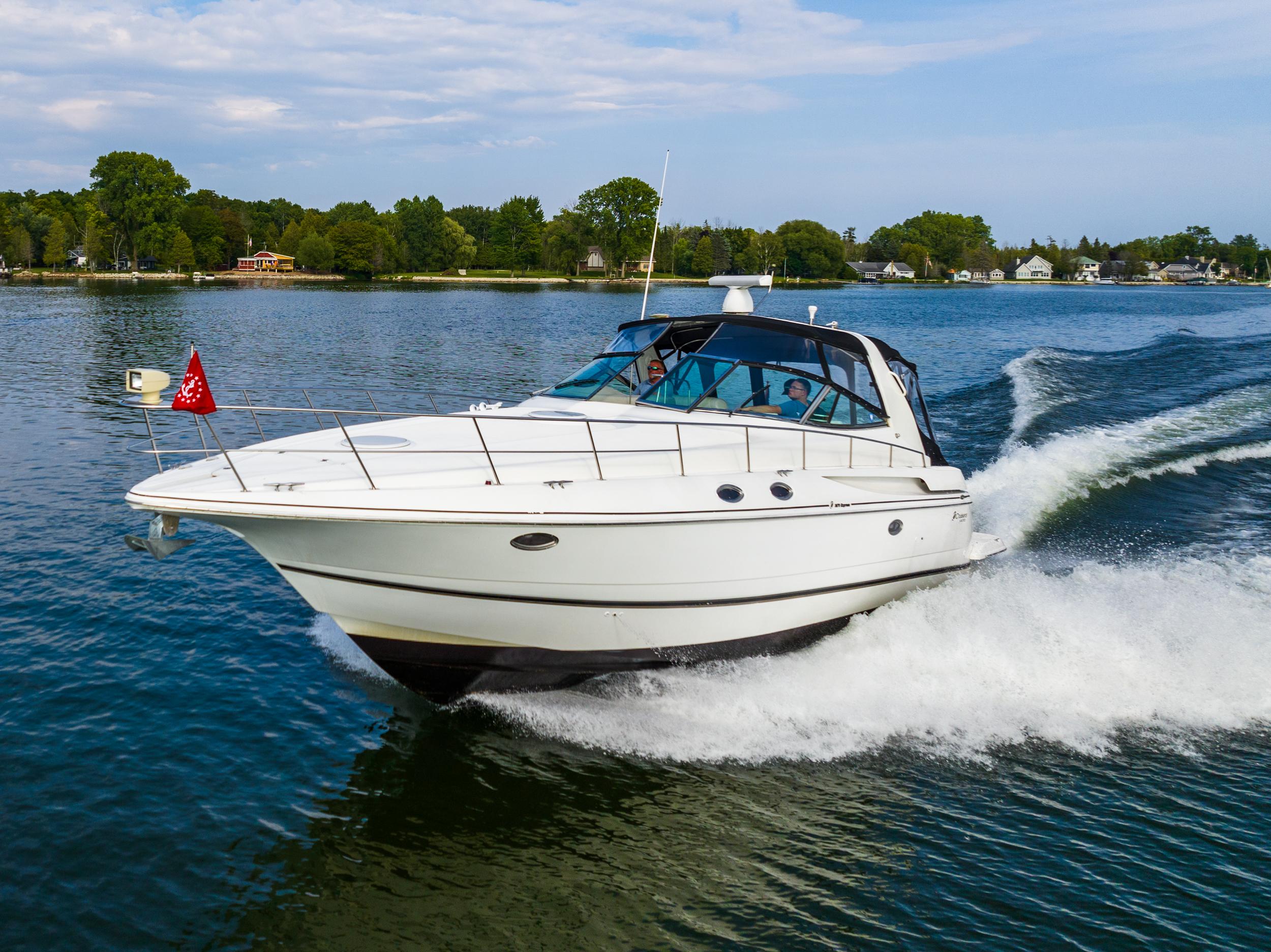 2001 Cruisers Yachts 3870 Cruiser for sale - YachtWorld