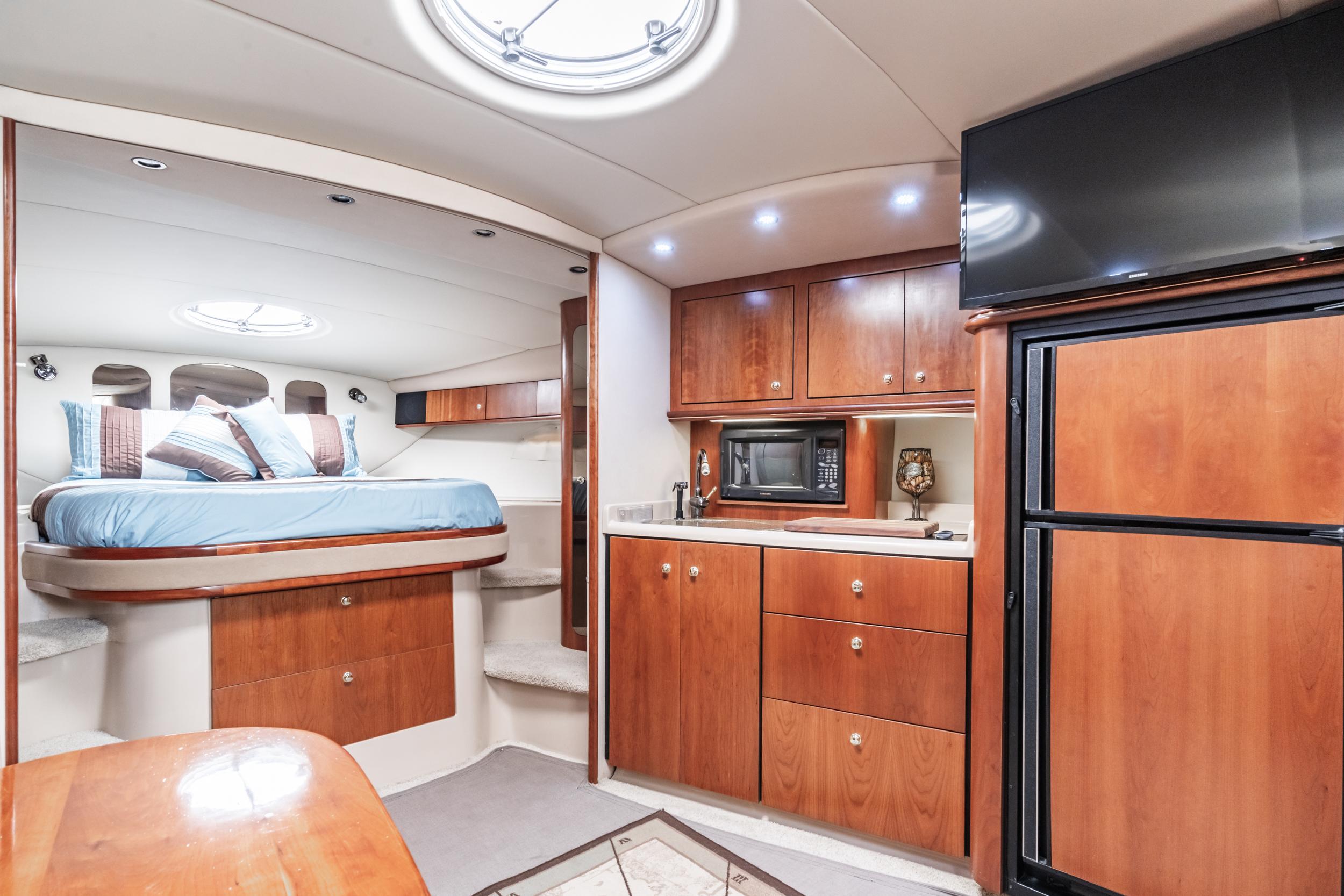 2001 Cruisers Yachts 3870 Cruiser for sale - YachtWorld