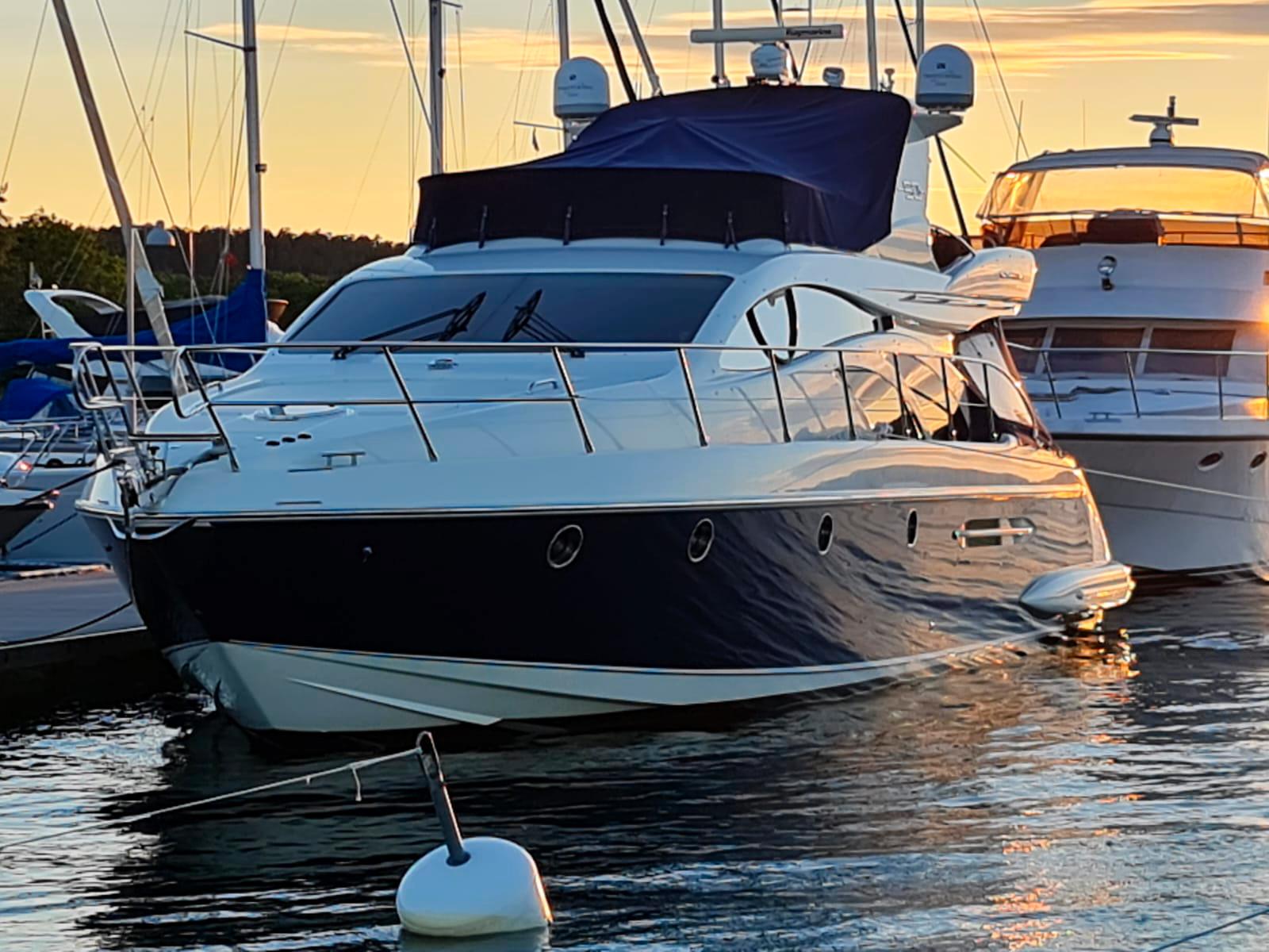 2003 Azimut 50 fly Matkaveneet myytävät - YachtWorld