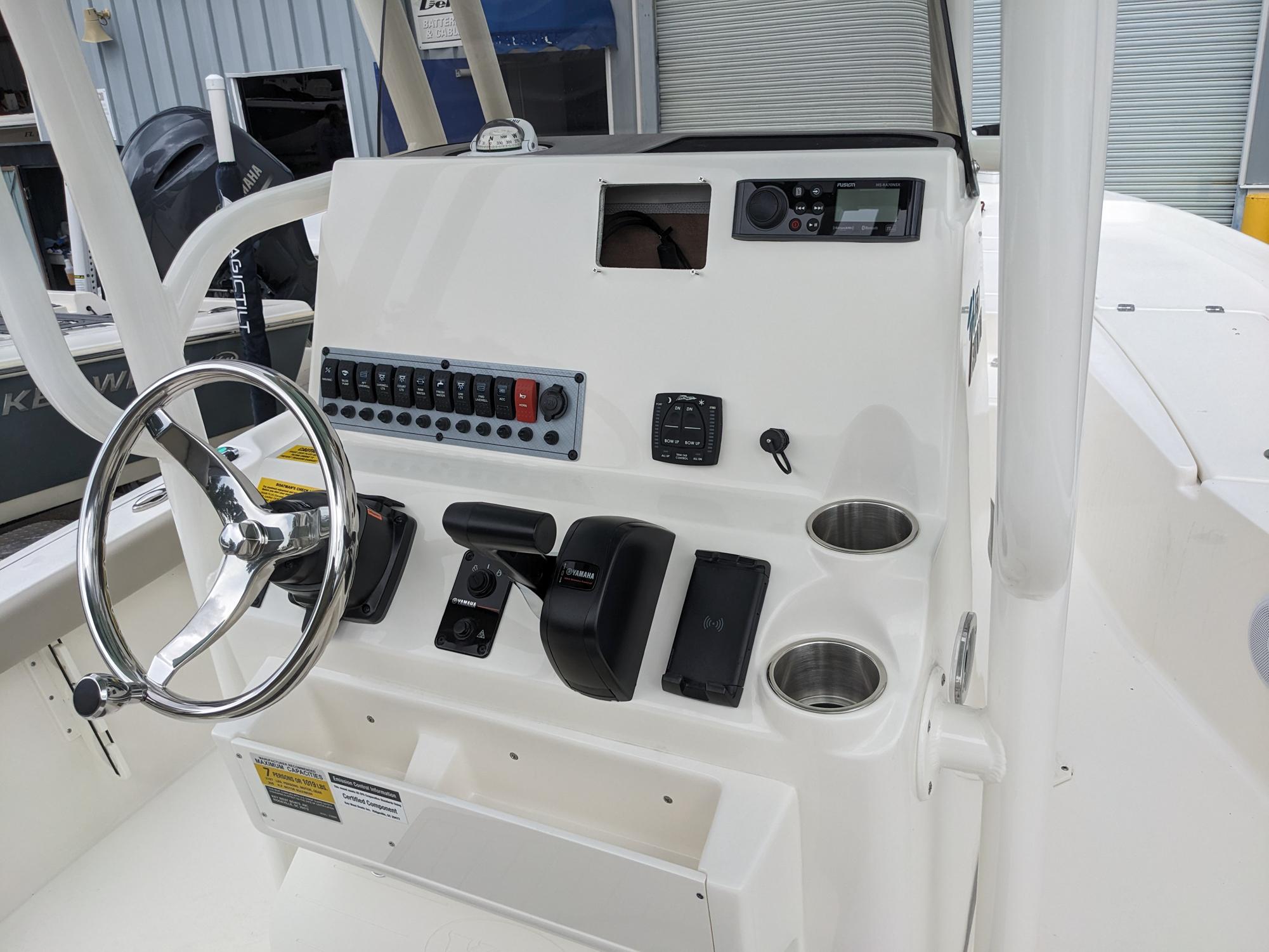 2024 Key West 230 Bay Reef Centre Console for sale - YachtWorld