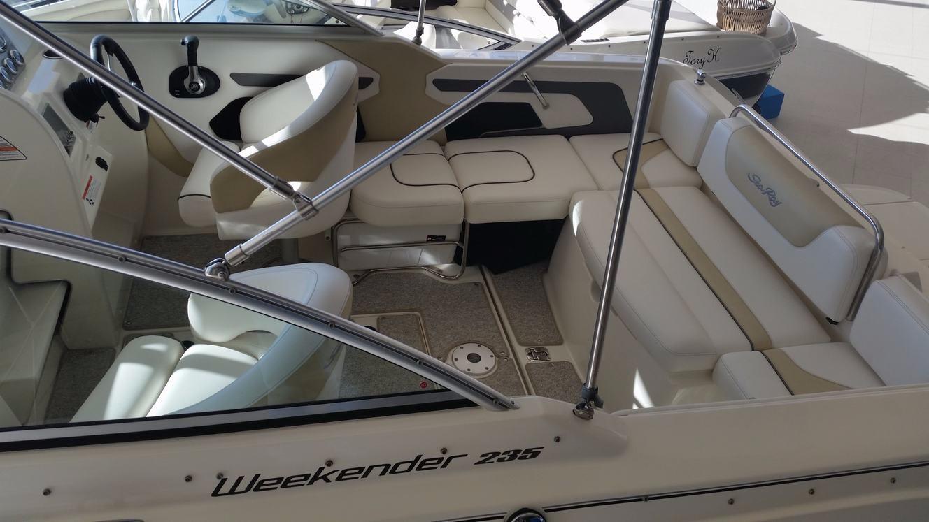 2011 Sea Ray 235 Weekender Cuddy Cabin for sale - YachtWorld