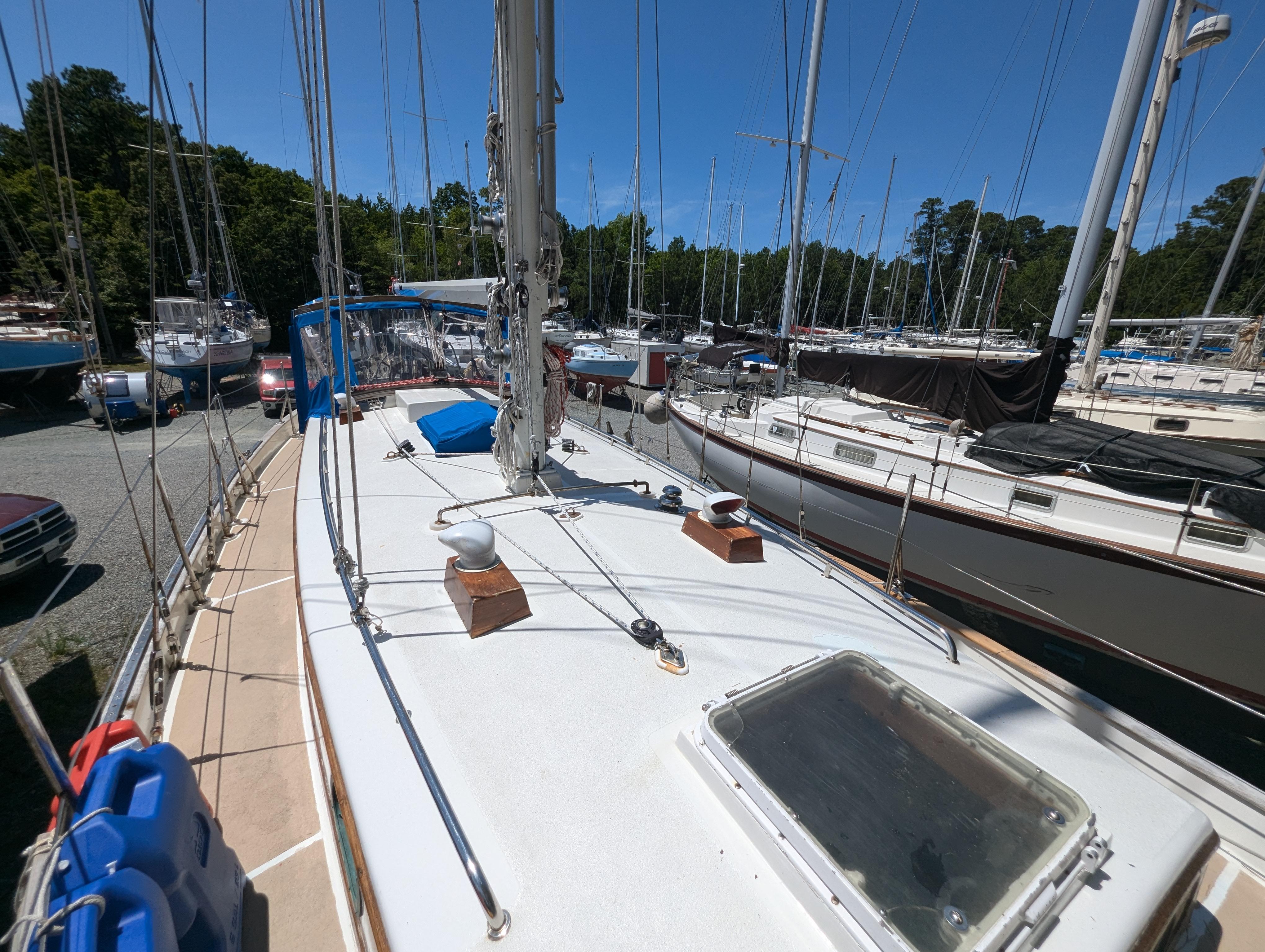 1980 Tayana 37 Cruiser for sale - YachtWorld