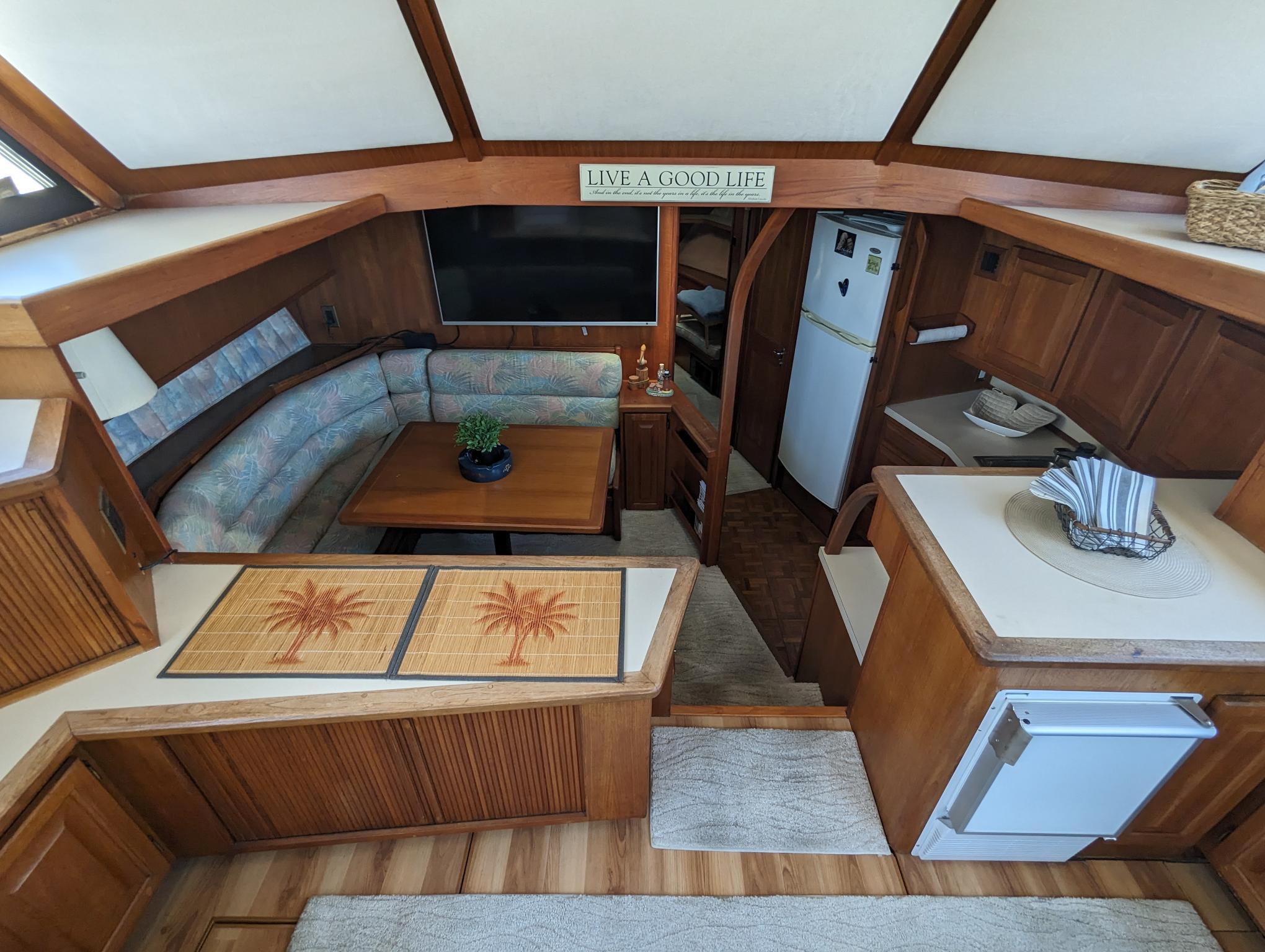 1988 Viking 44 Motor Yacht Motor Yacht for sale - YachtWorld